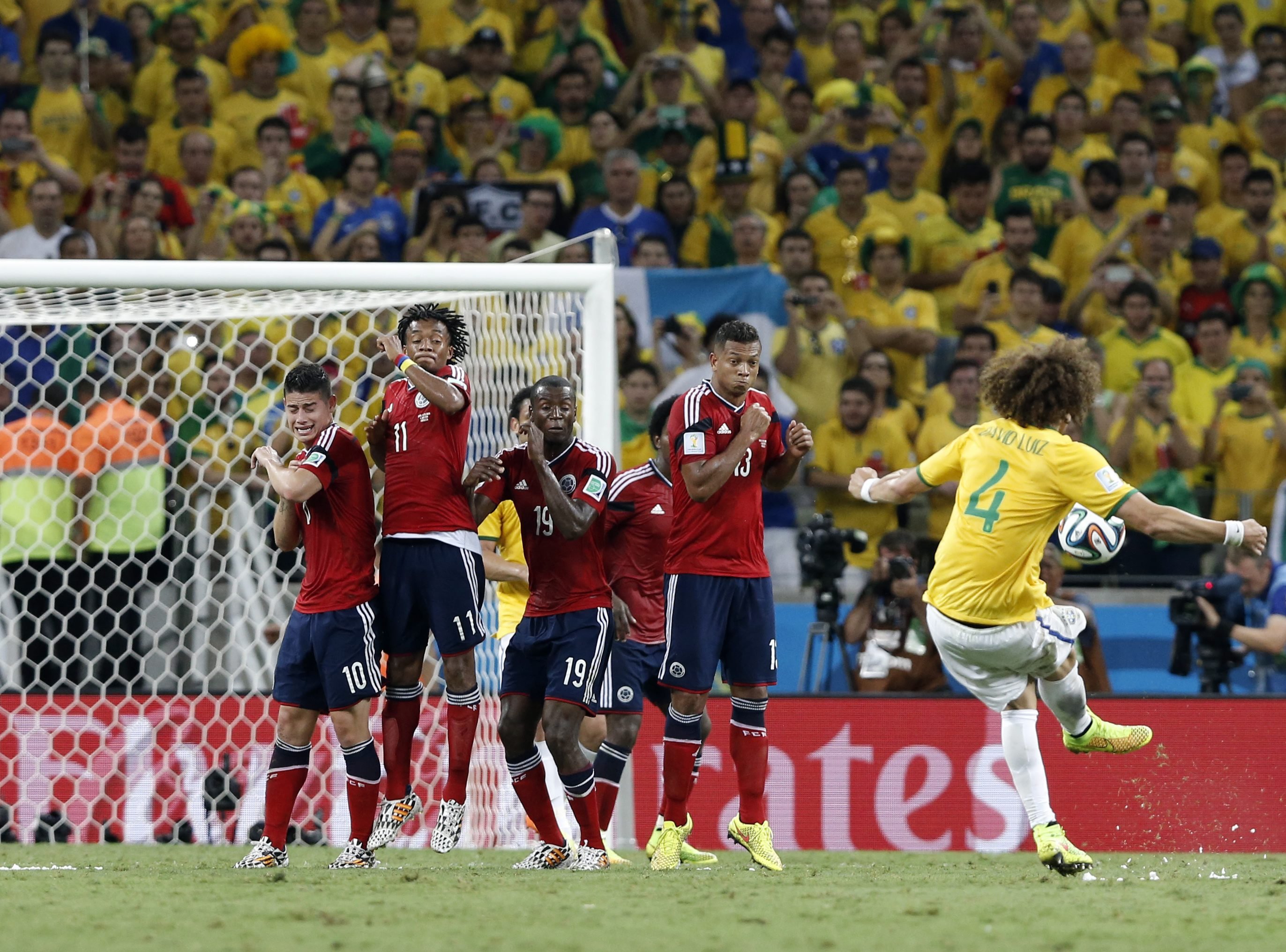 David Luiz Free Kick World Cup