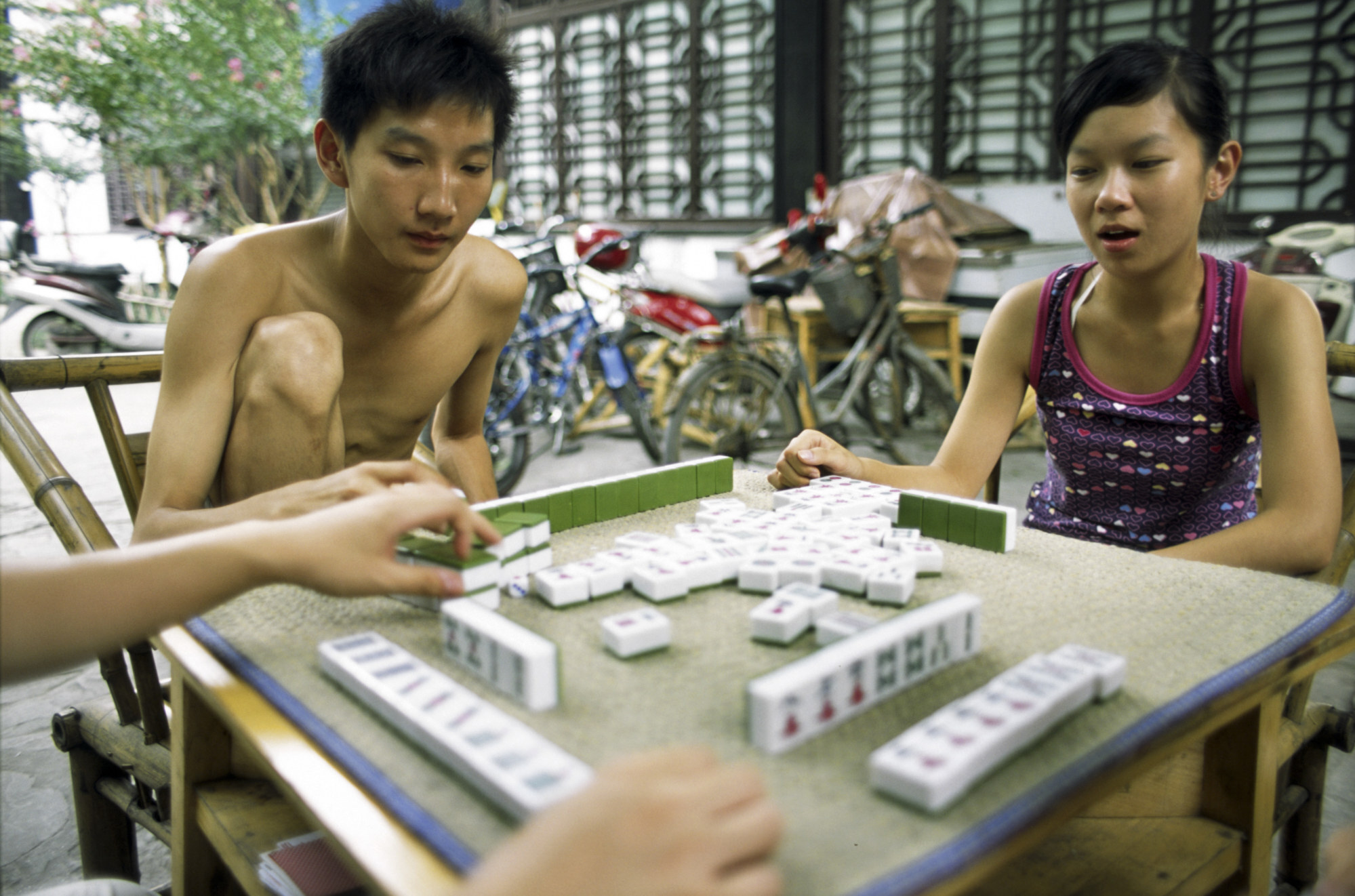 Opinion | Why mahjong tiles changed from bamboo, ivory and bone to ...