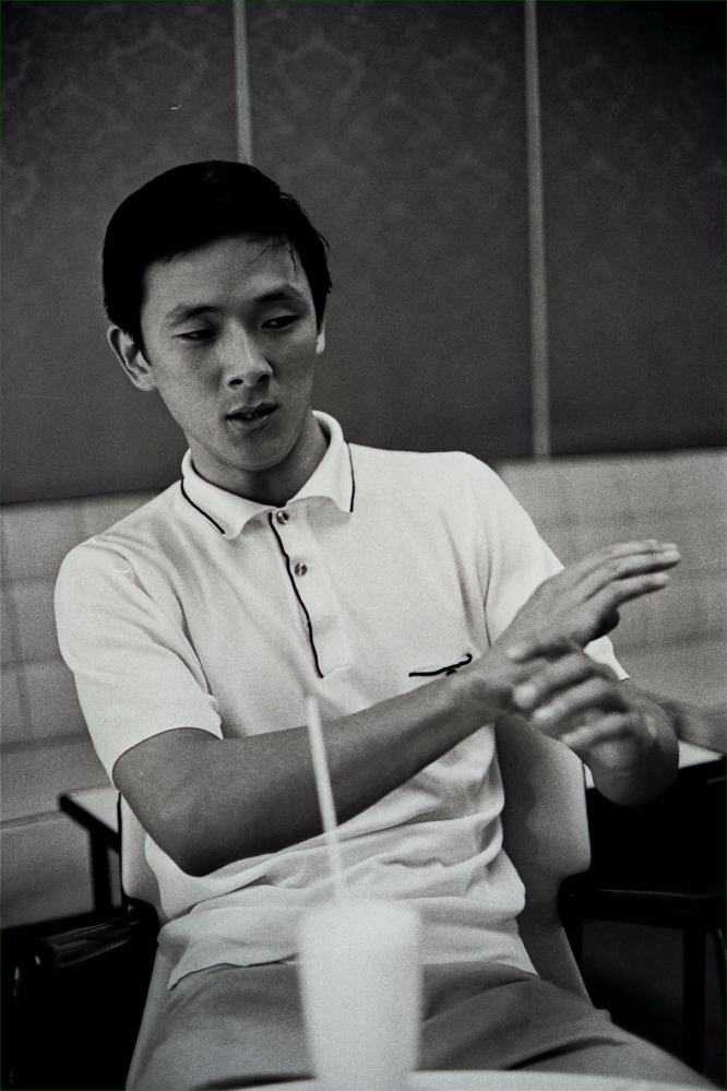 Jimmy Wang Yu excels as the lone hero in a martial arts film inspired ...