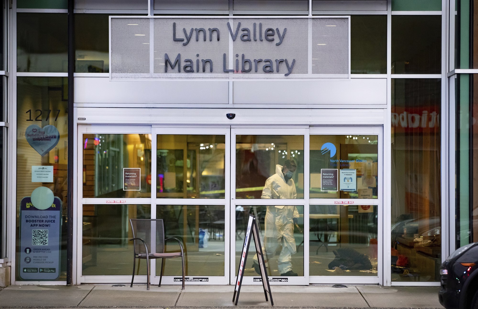 Woman dead, five wounded in Vancouver library knife attack | South ...