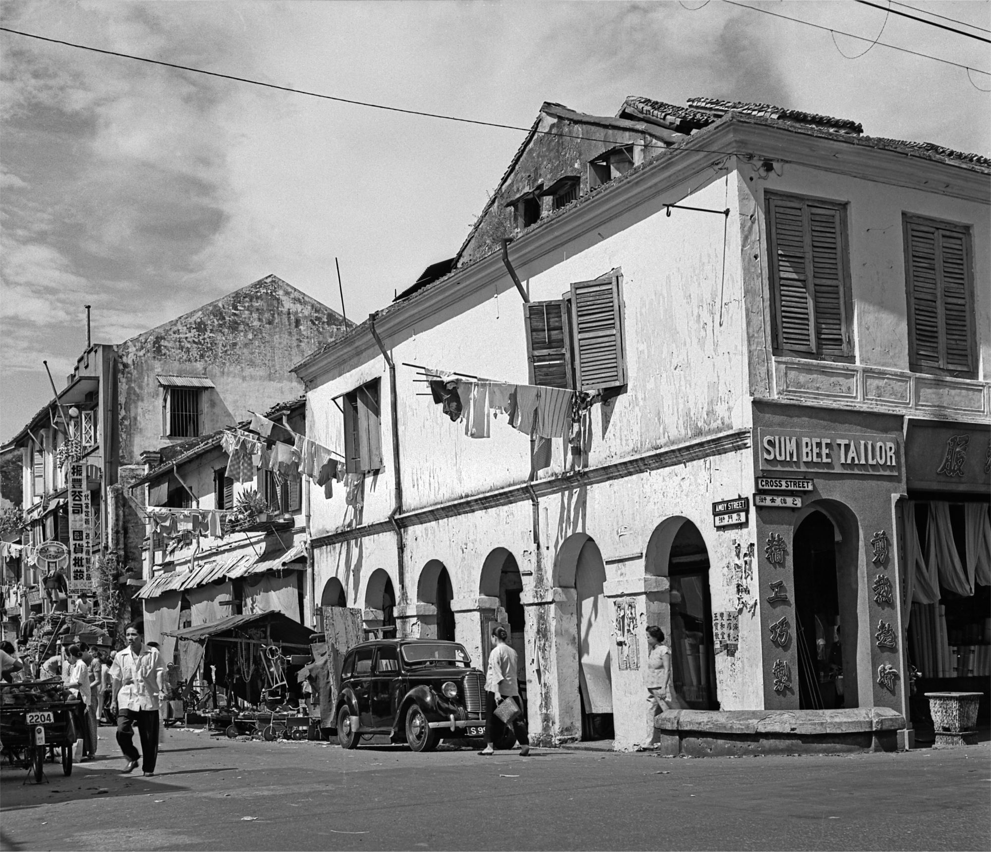 Old photos of Hong Kong and Singapore in the 1950s tell the tale of two ...