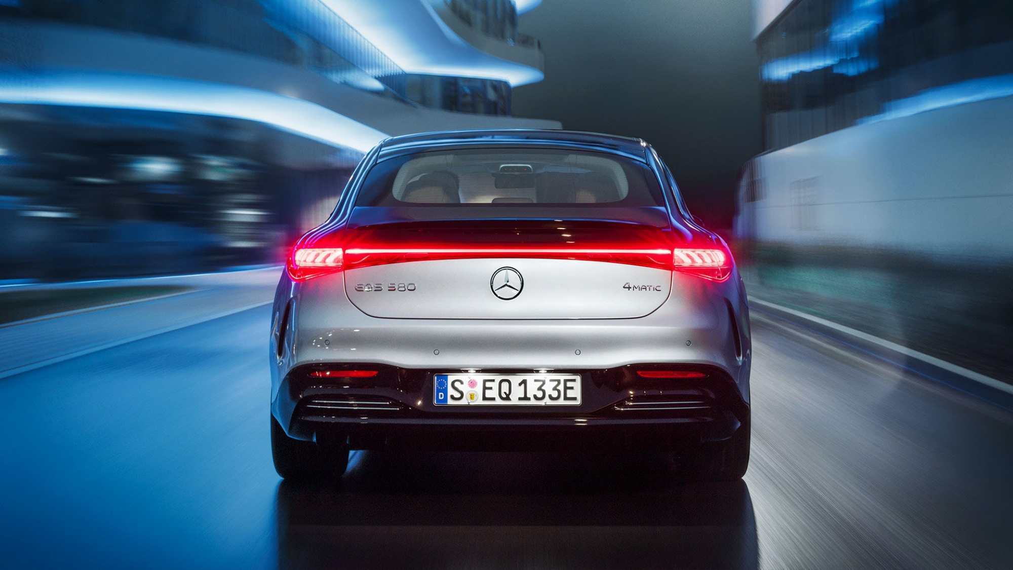 Mercedes-Benz EQS electric car has 100km more range than Tesla’s Model ...