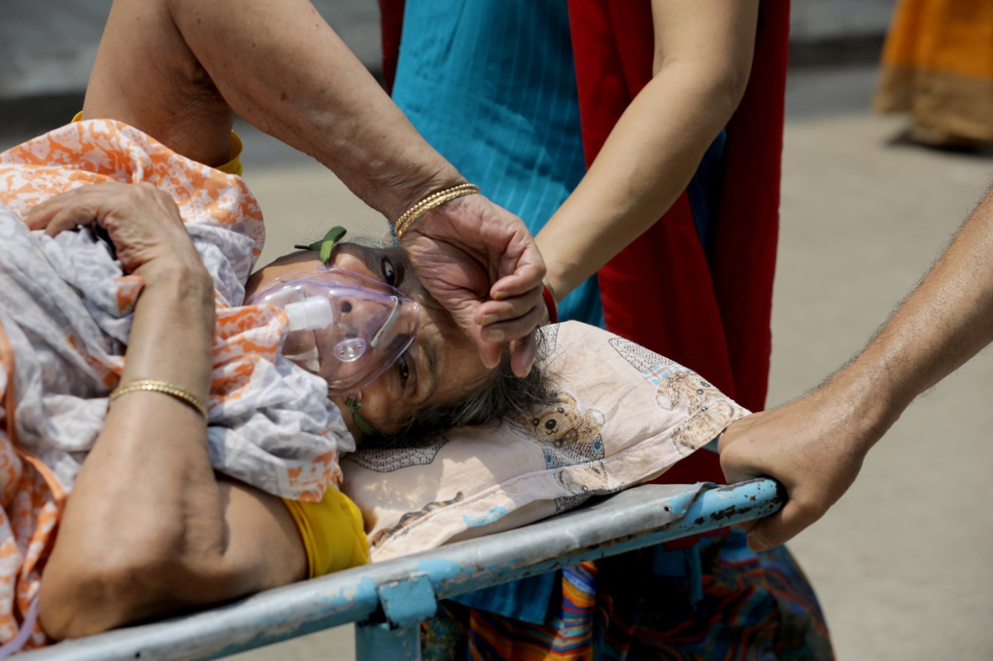 Coronavirus: In India, overworked medical students are at the front ...