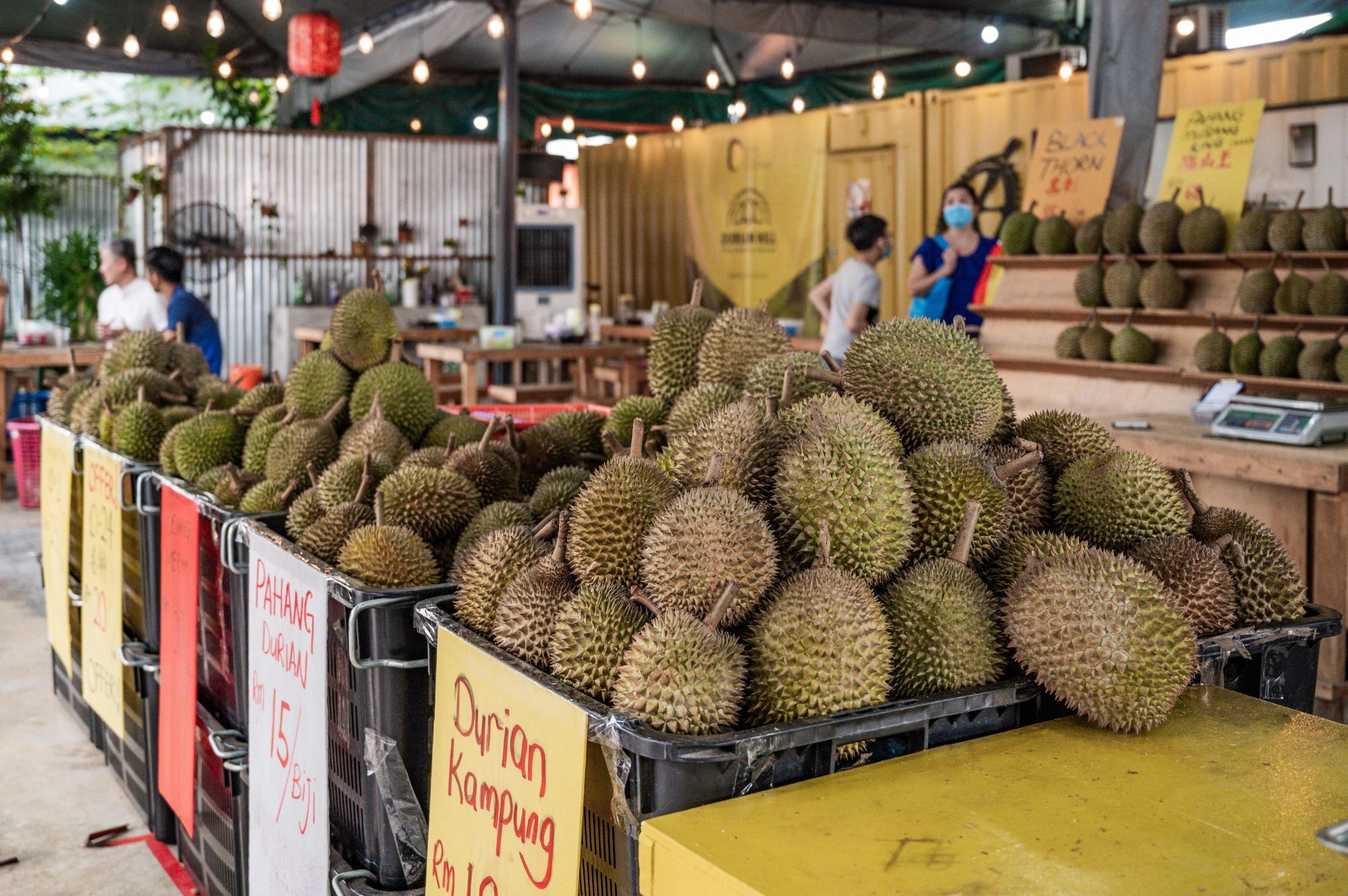 4 smelly Asian foods that taste amazing: stinky tofu, luosifen noodles ...