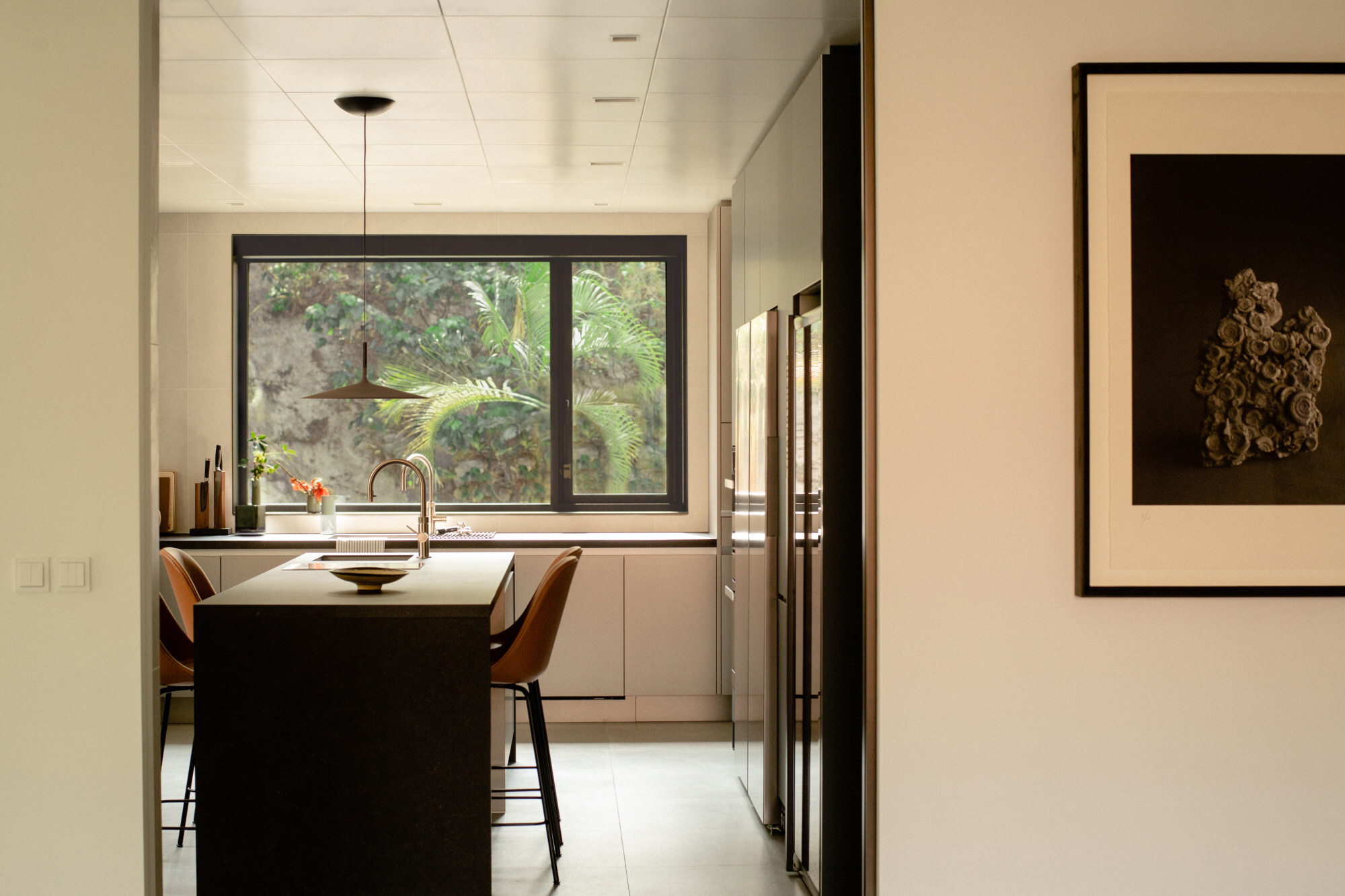 More wall space and a clean, crisp interior give Hong Kong flat the ...