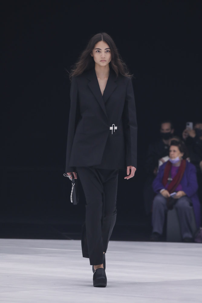 Givenchy 2022 Women