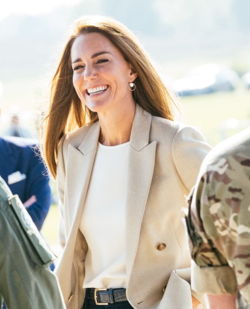 What the British royal family’s handwriting says about them, from Queen ...