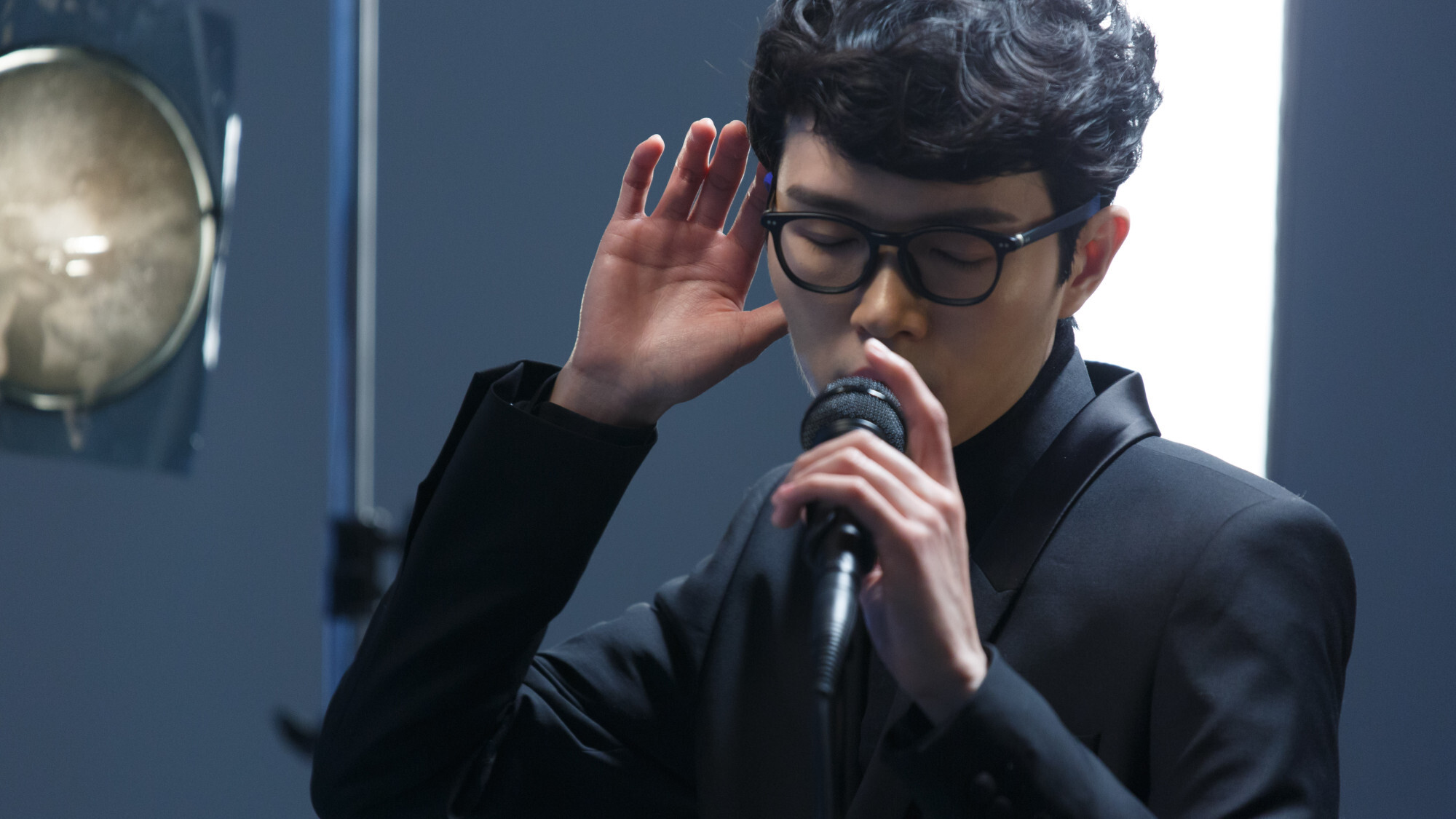 5 Hong Kong celebrities who won a MAMA – before Mirror’s Anson Lo ...