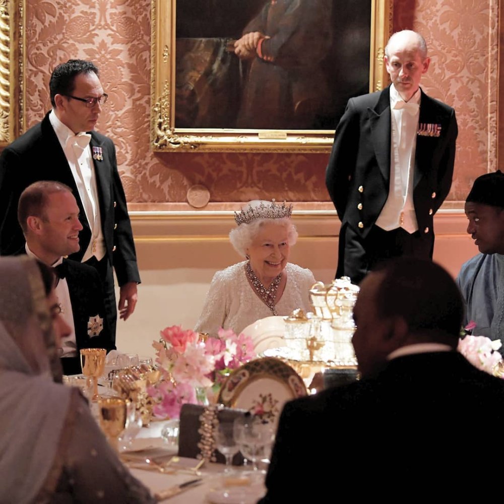 How does Queen Elizabeth celebrate Christmas? 10 ways the British ...