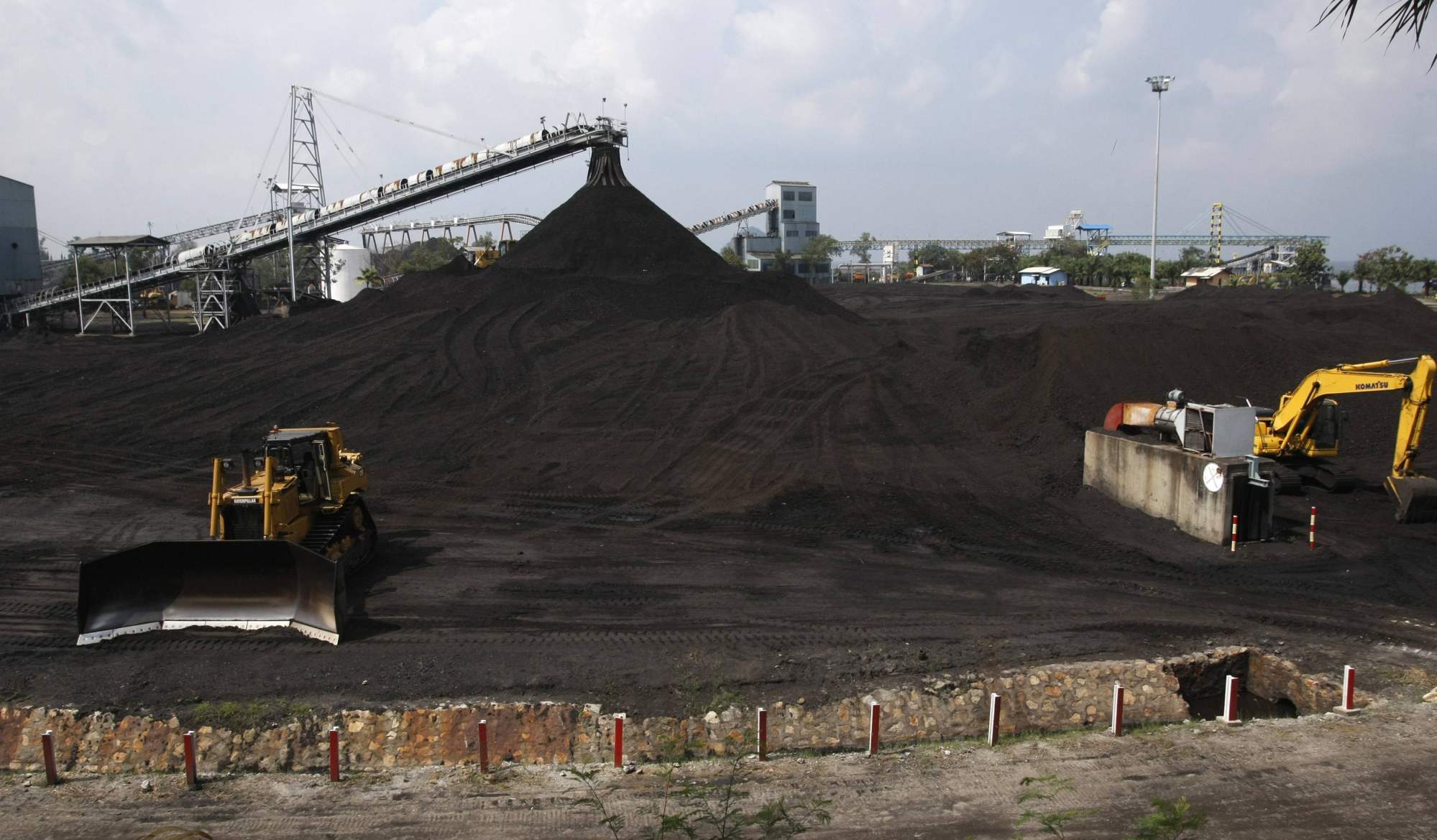 Japan asks Indonesia to revoke coal export ban as China, South Korea ...