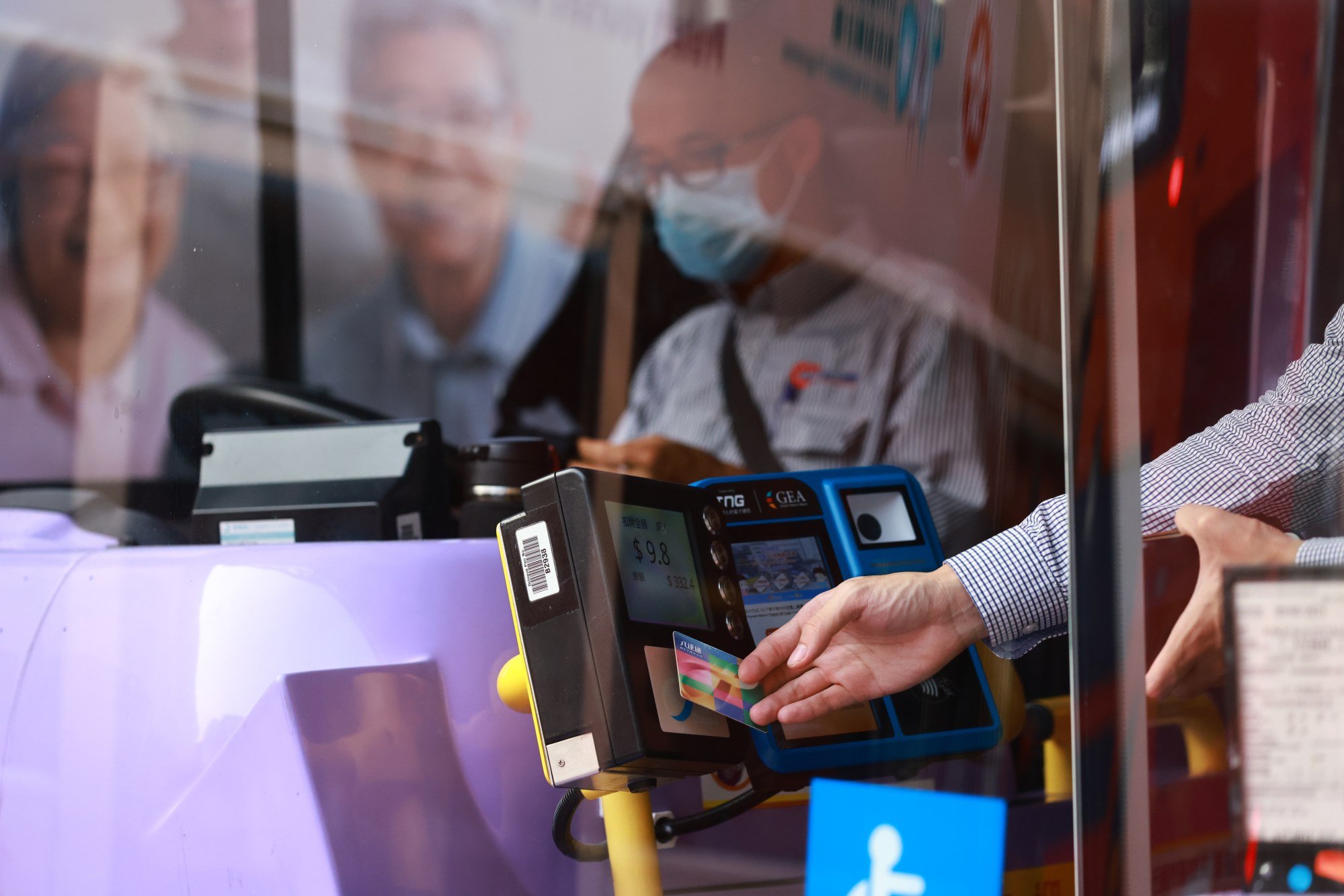 Owner of Hong Kong’s Citybus, New World First Bus sells 27-year stake ...