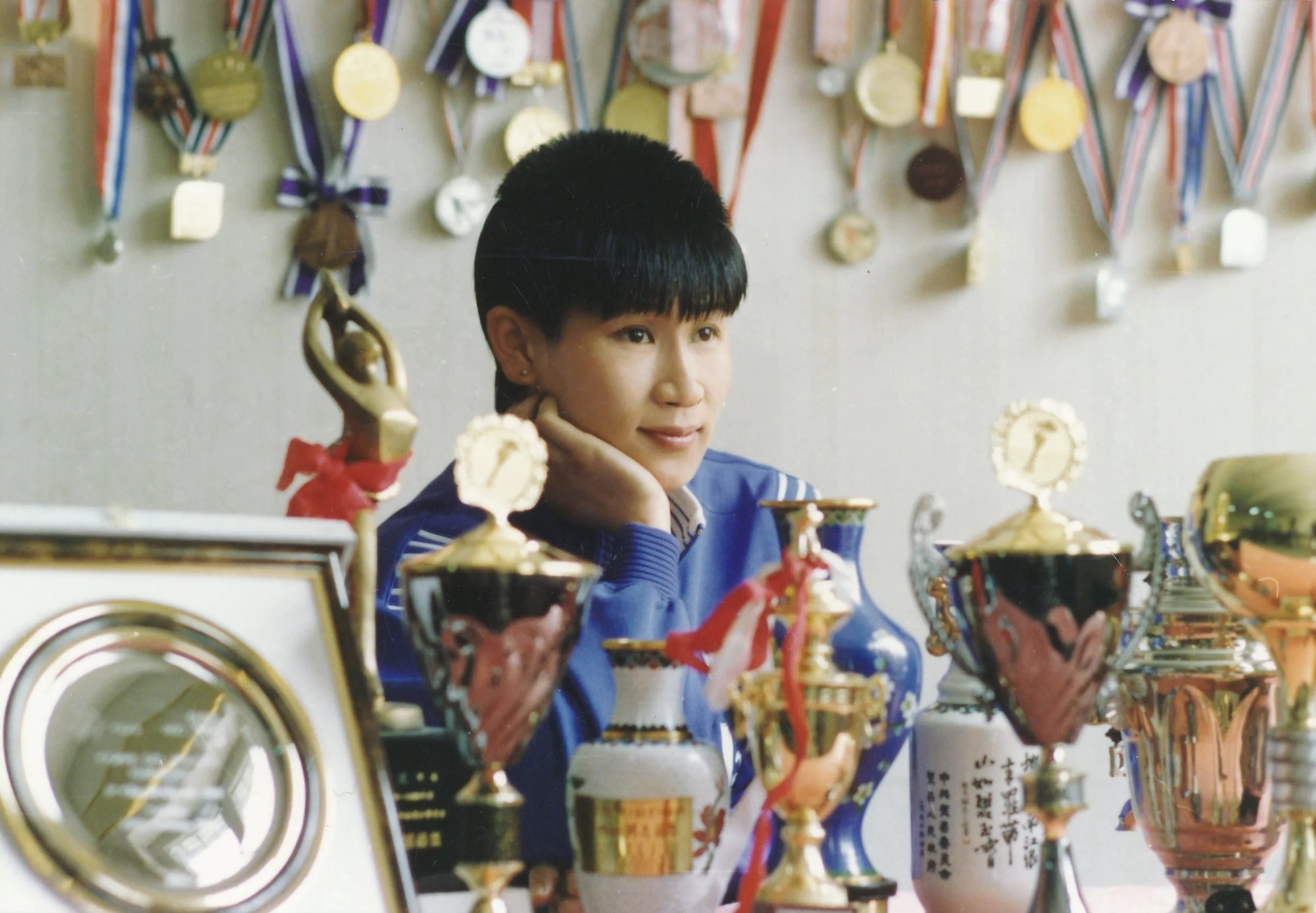 Artwork by Chinese Olympians Gao Min and Ye Qiaobo featured at Beijing ...