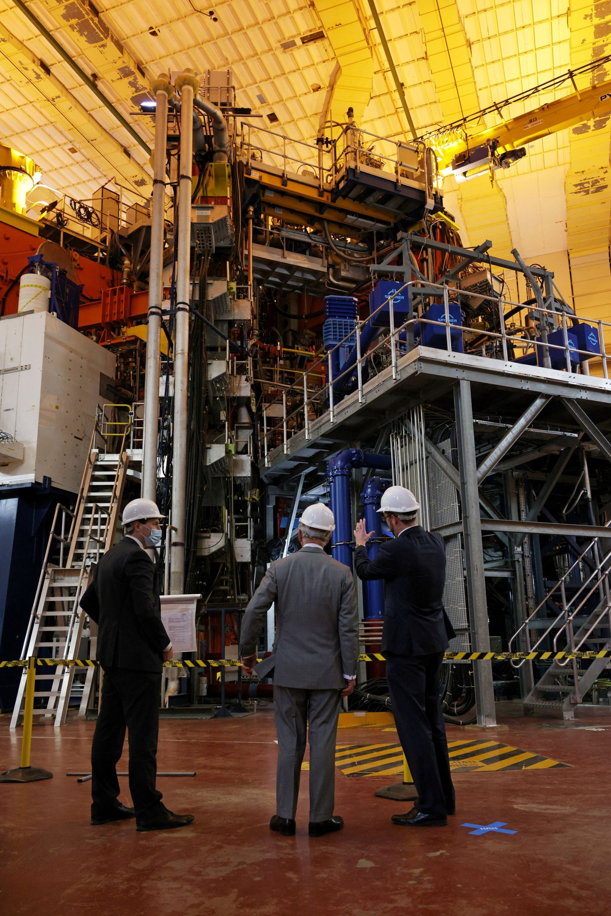 UK scientists make nuclear fusion breakthrough, boosting clean energy ...
