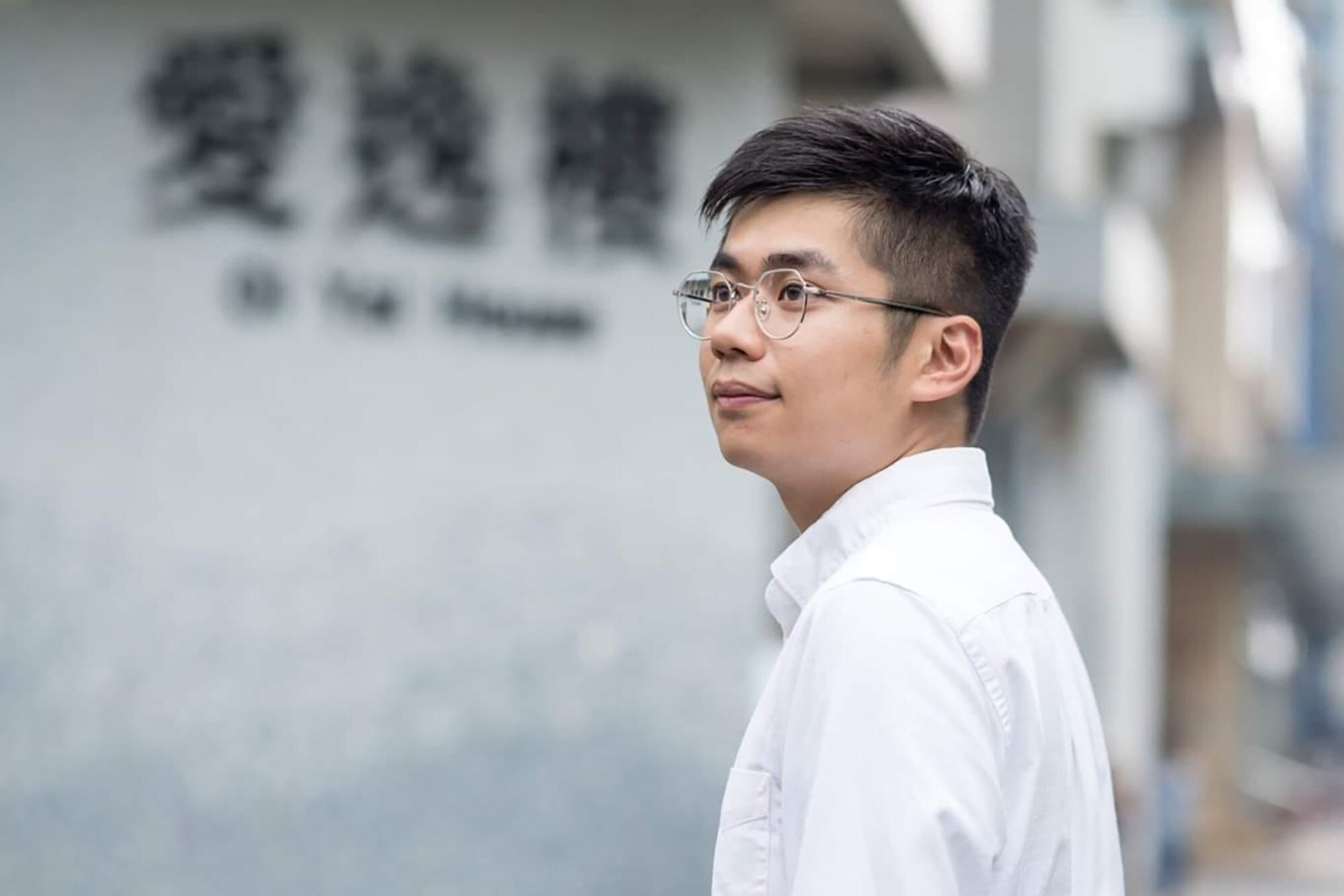 Democratic Party expels 2 members for breaking ranks by backing ...