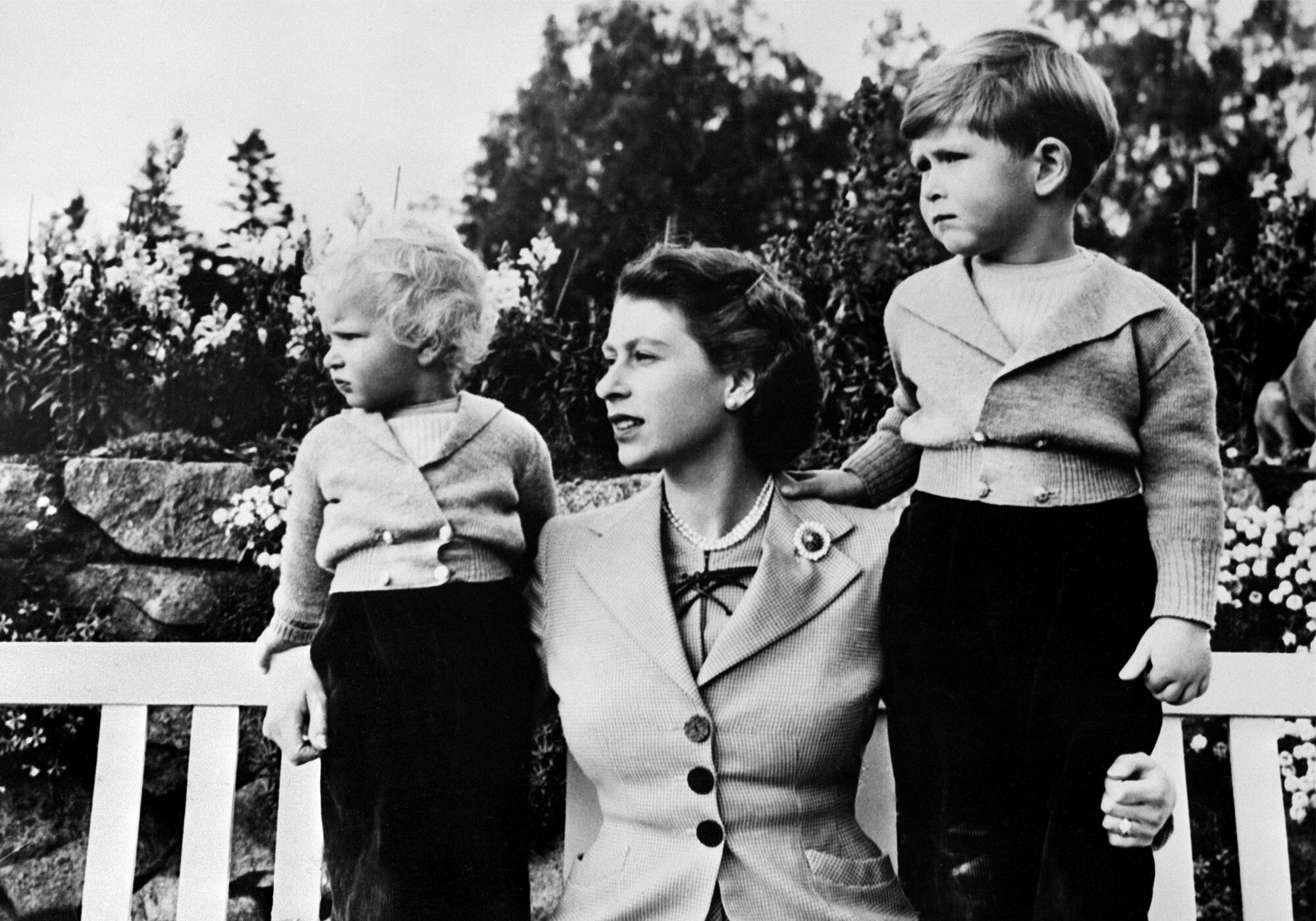 How has motherhood changed in the British royal family? Queen Elizabeth ...