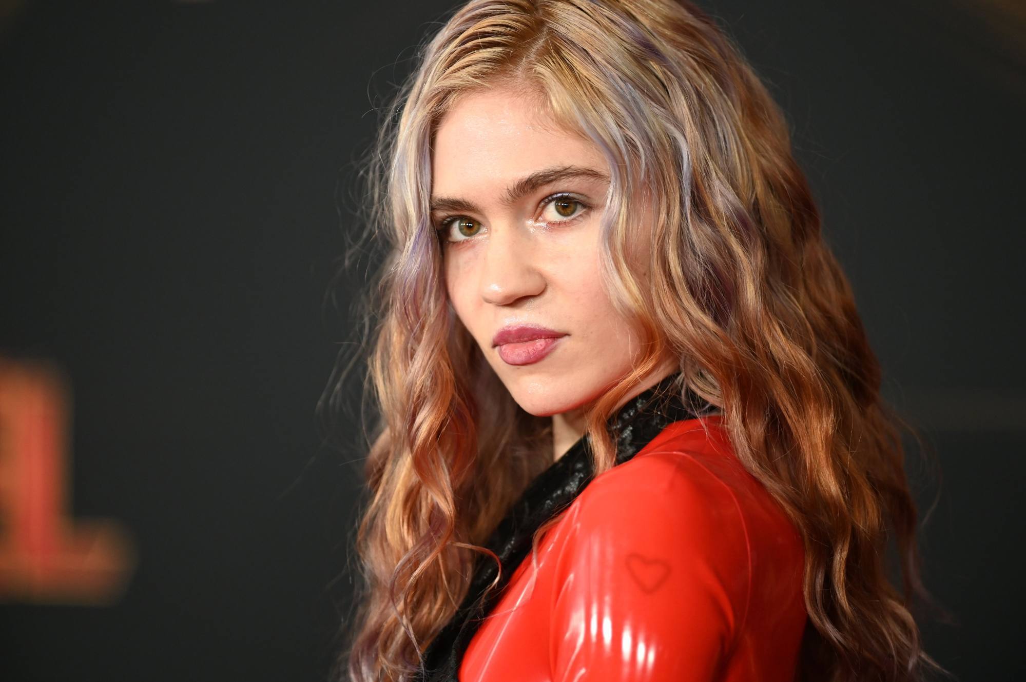 Move over, Elon Musk! Meet Grimes’ rumoured new transgender girlfriend ...