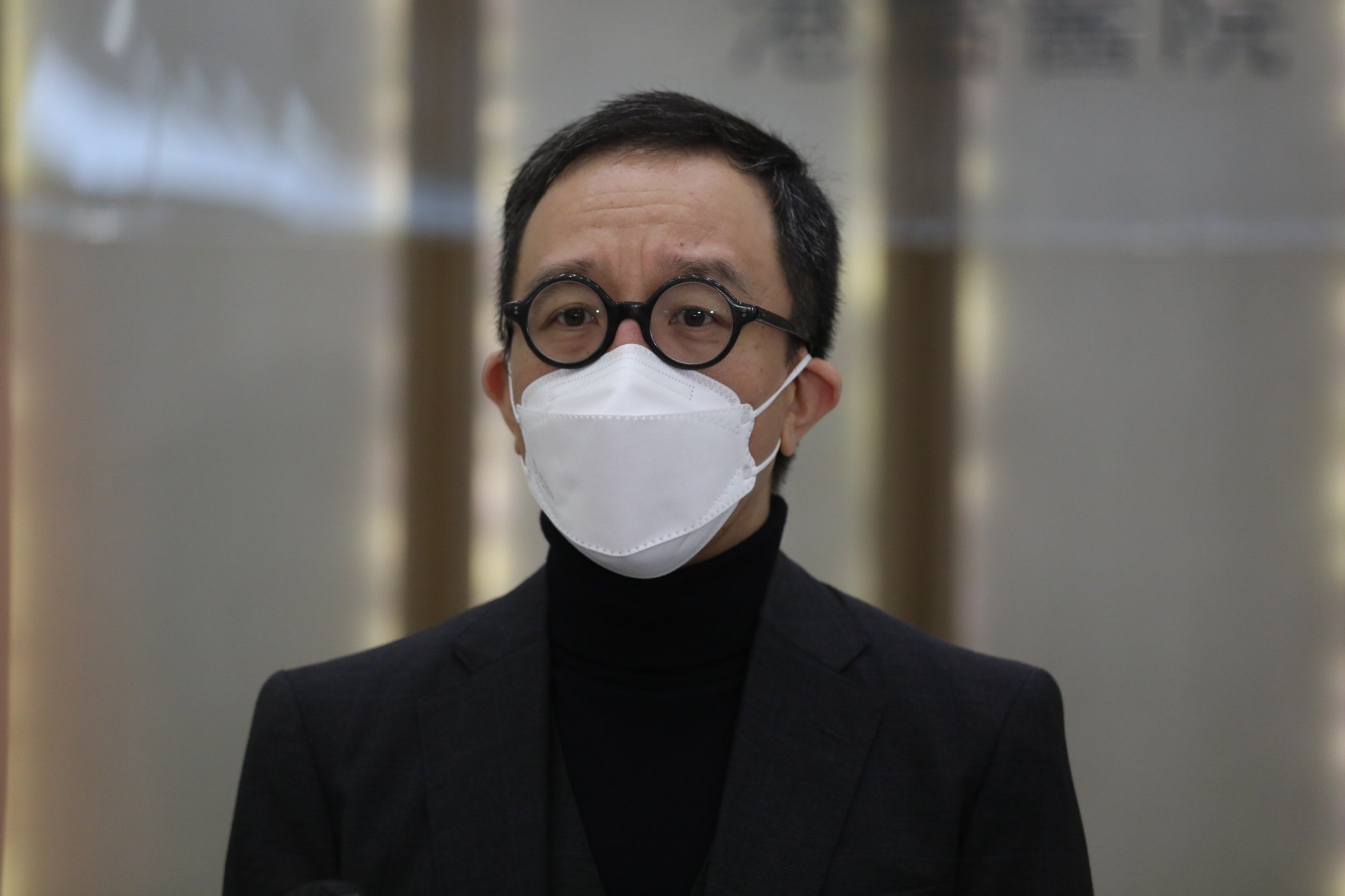 Coronavirus: moving to endemic stage under ‘controlled transition’ is ...