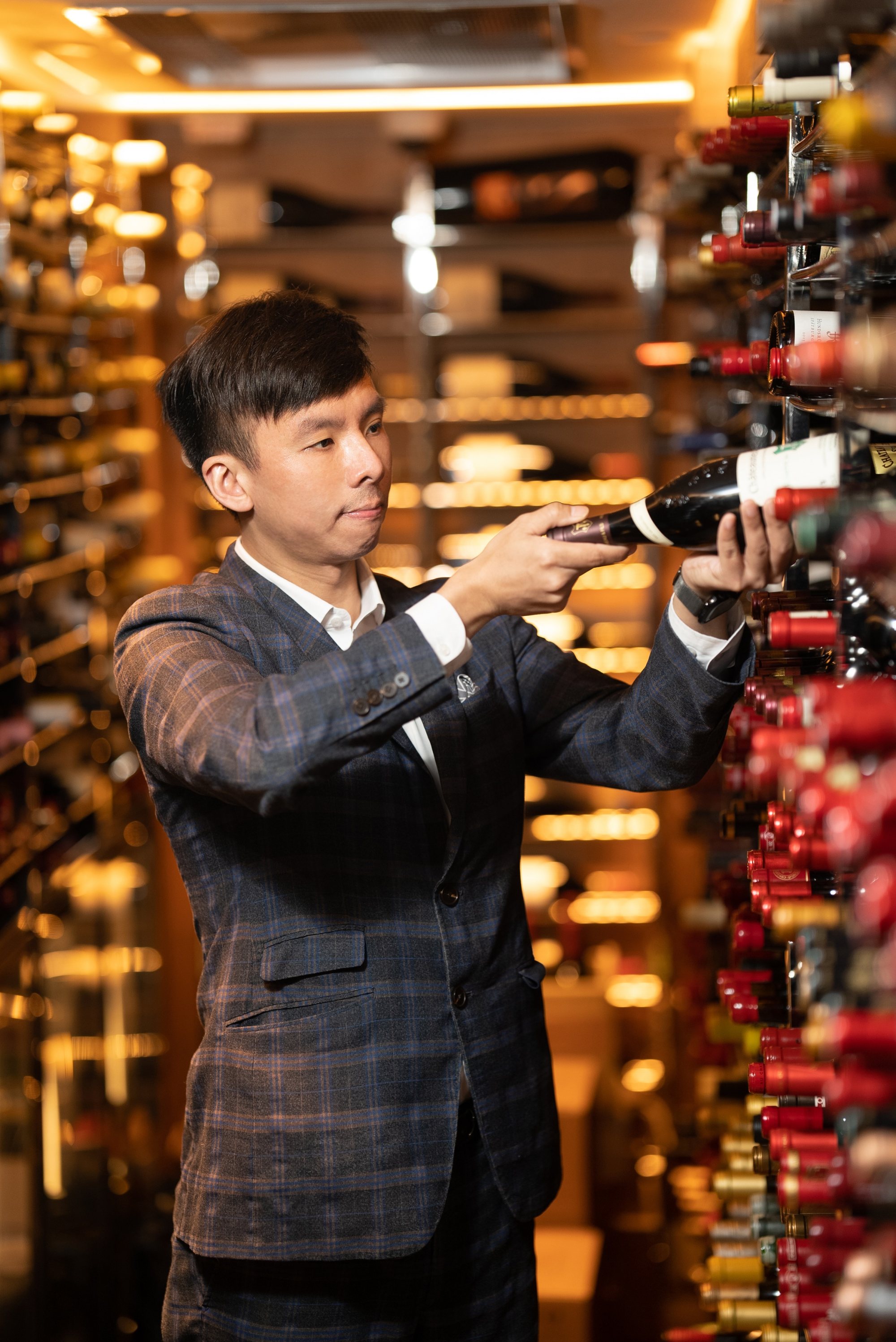 Which Hong Kong restaurant has the best wine list? And which bar boasts ...