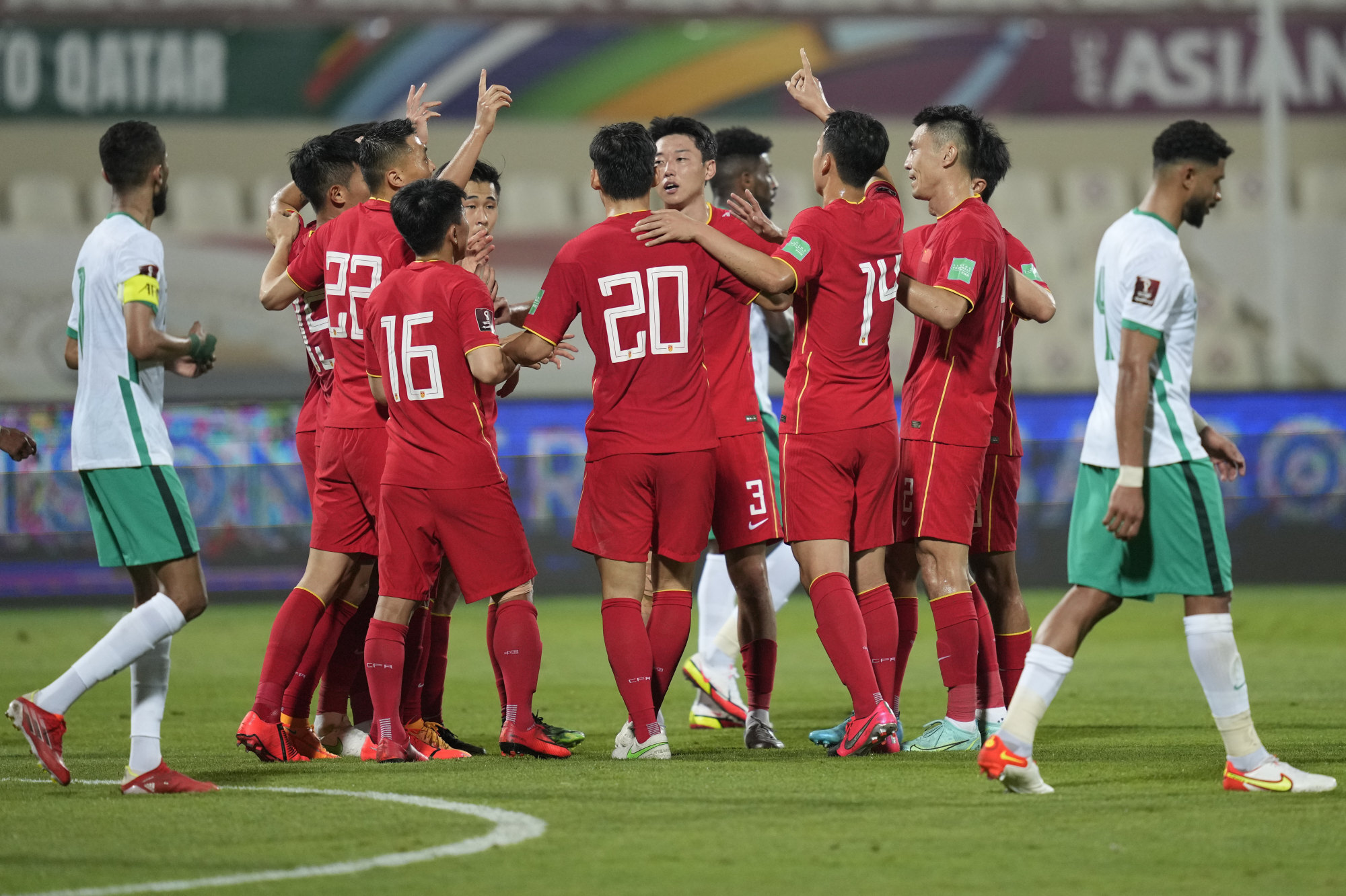 Fifa World Cup qualifiers: China hold Saudi Arabia 1-1 as players pay ...