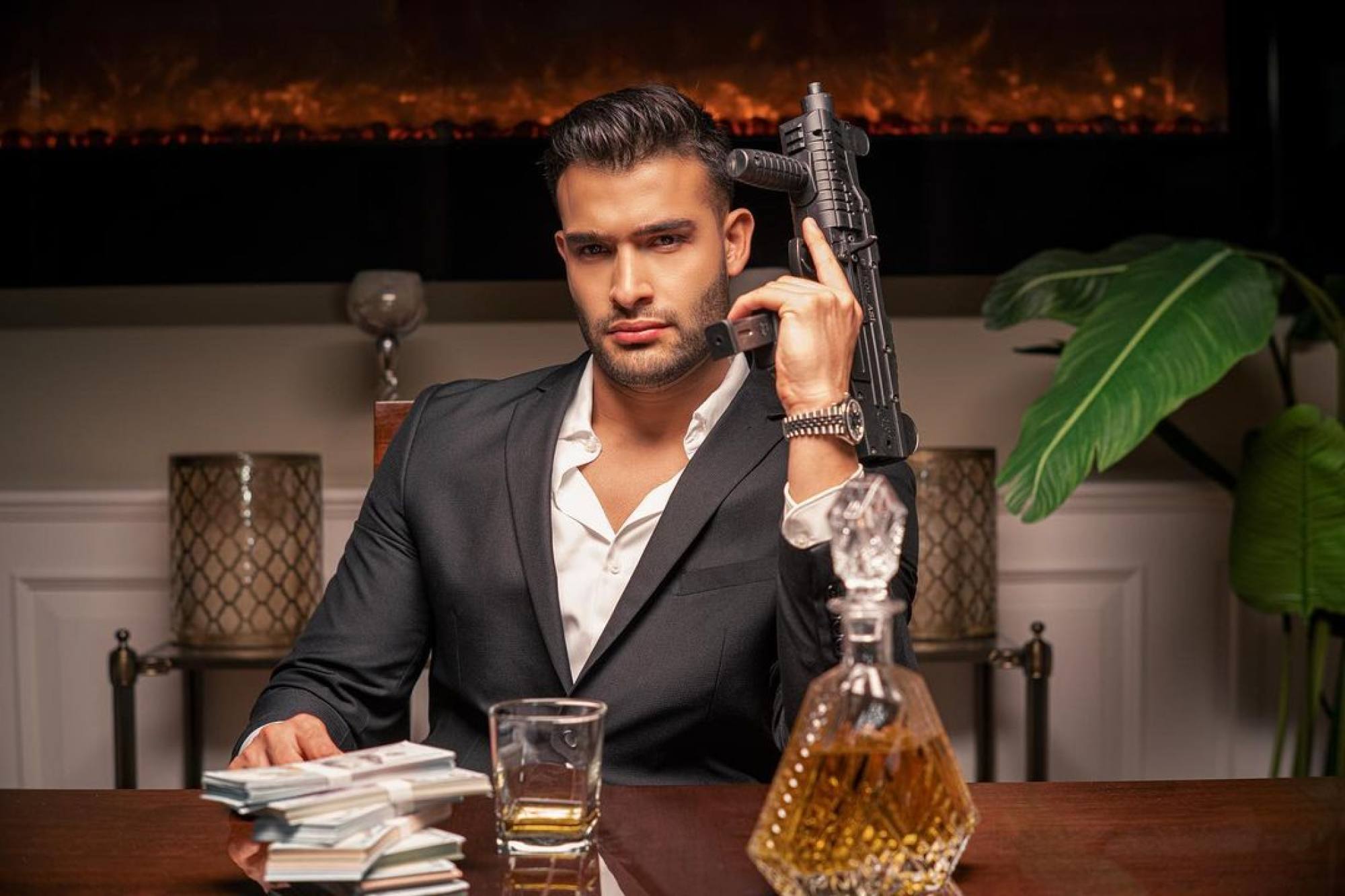 Meet Sam Asghari, Britney Spears’ fiancé and baby daddy: the Iranian ...
