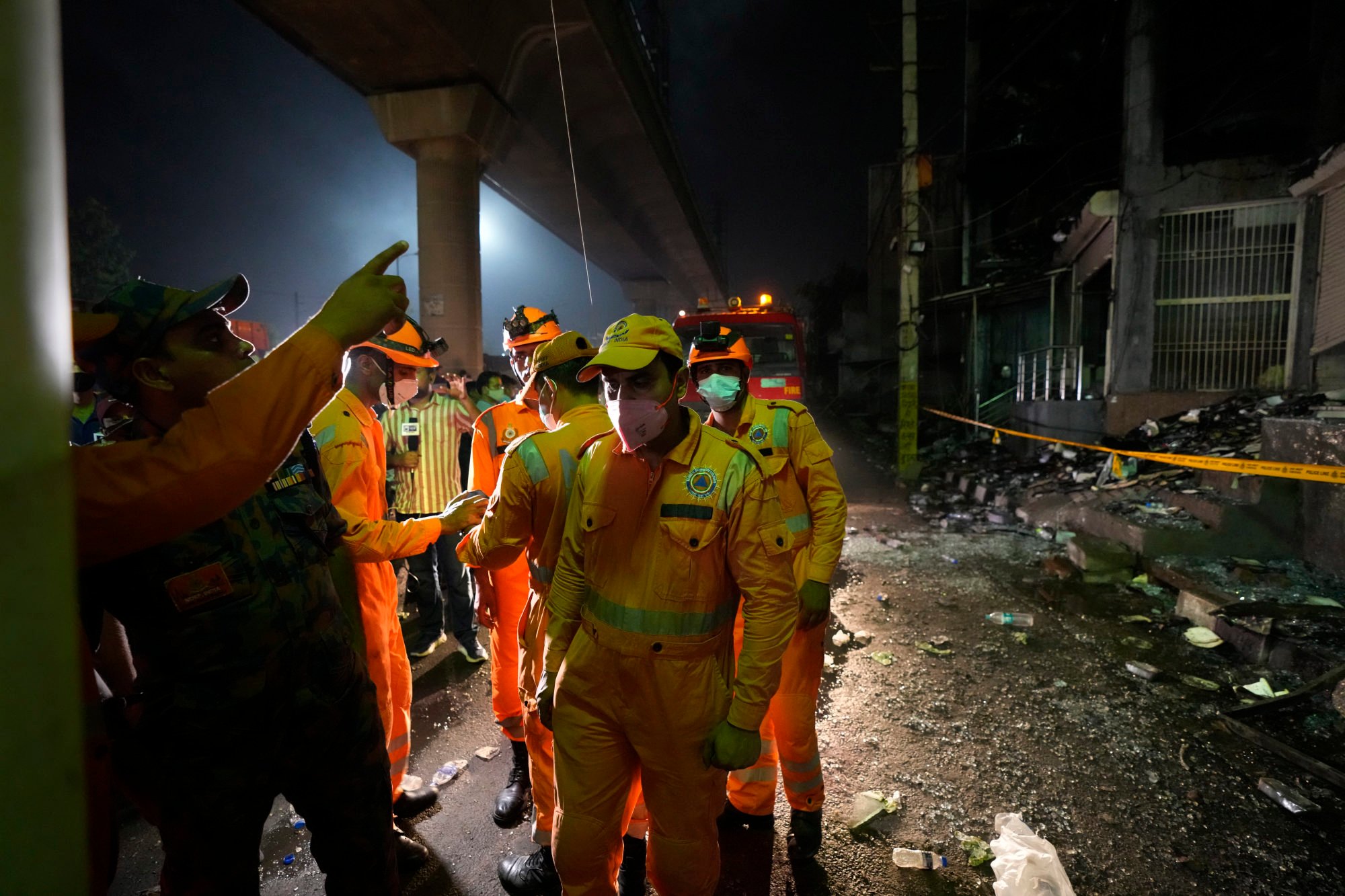 Fire in commercial building in India kills at least 27 | South China ...