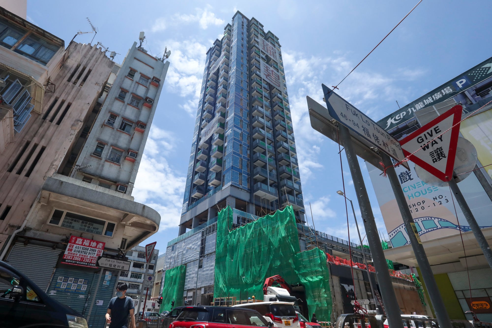 Hong Kong’s buyers give their collective cold shoulder to flats at 3 ...