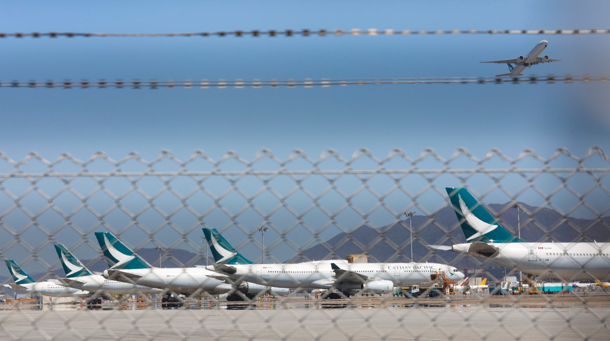 Cathay Pacific to hire 4,000 staff by the end of 2023 as part of ...
