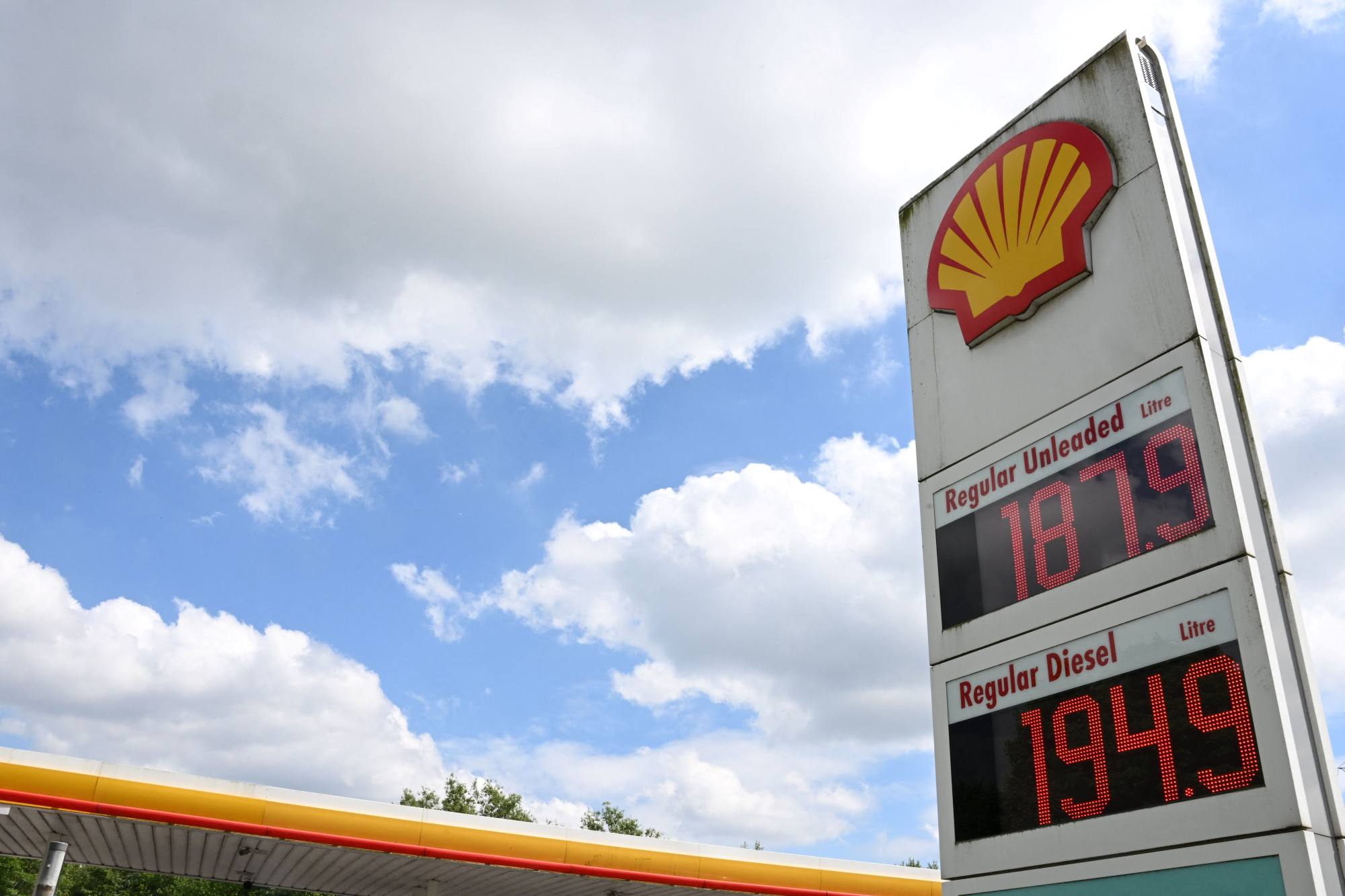 Shell, ExxonMobil join study to build one of the world’s largest carbon ...
