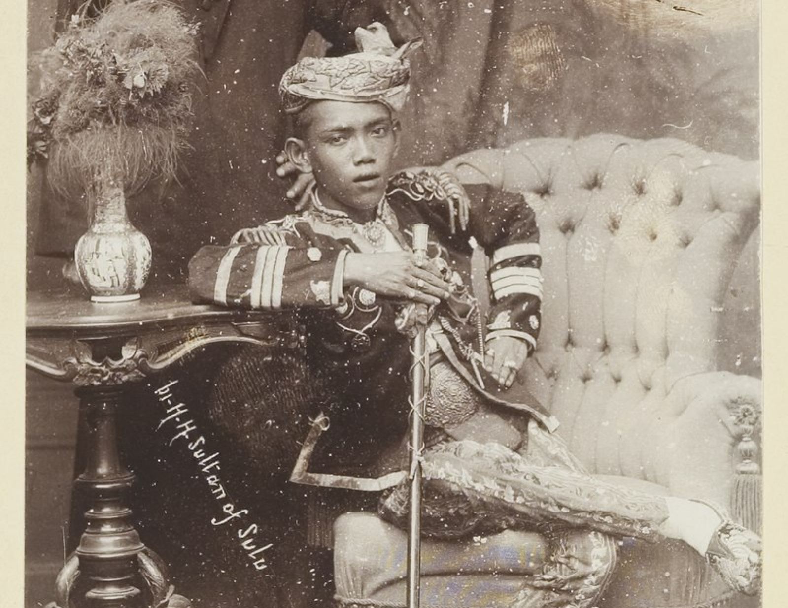 Why are the Philippine heirs of a sultan clashing with Malaysia over ...