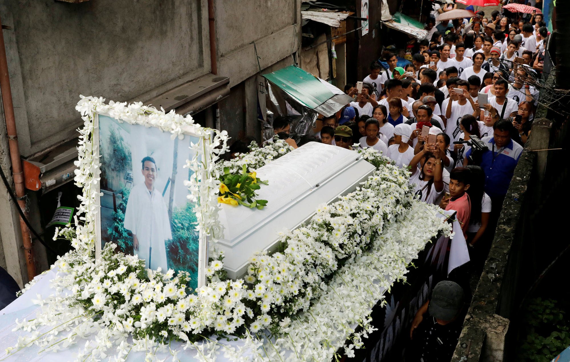 Philippine teen Kian Delos Santos’ body exhumed in fresh push for drug ...