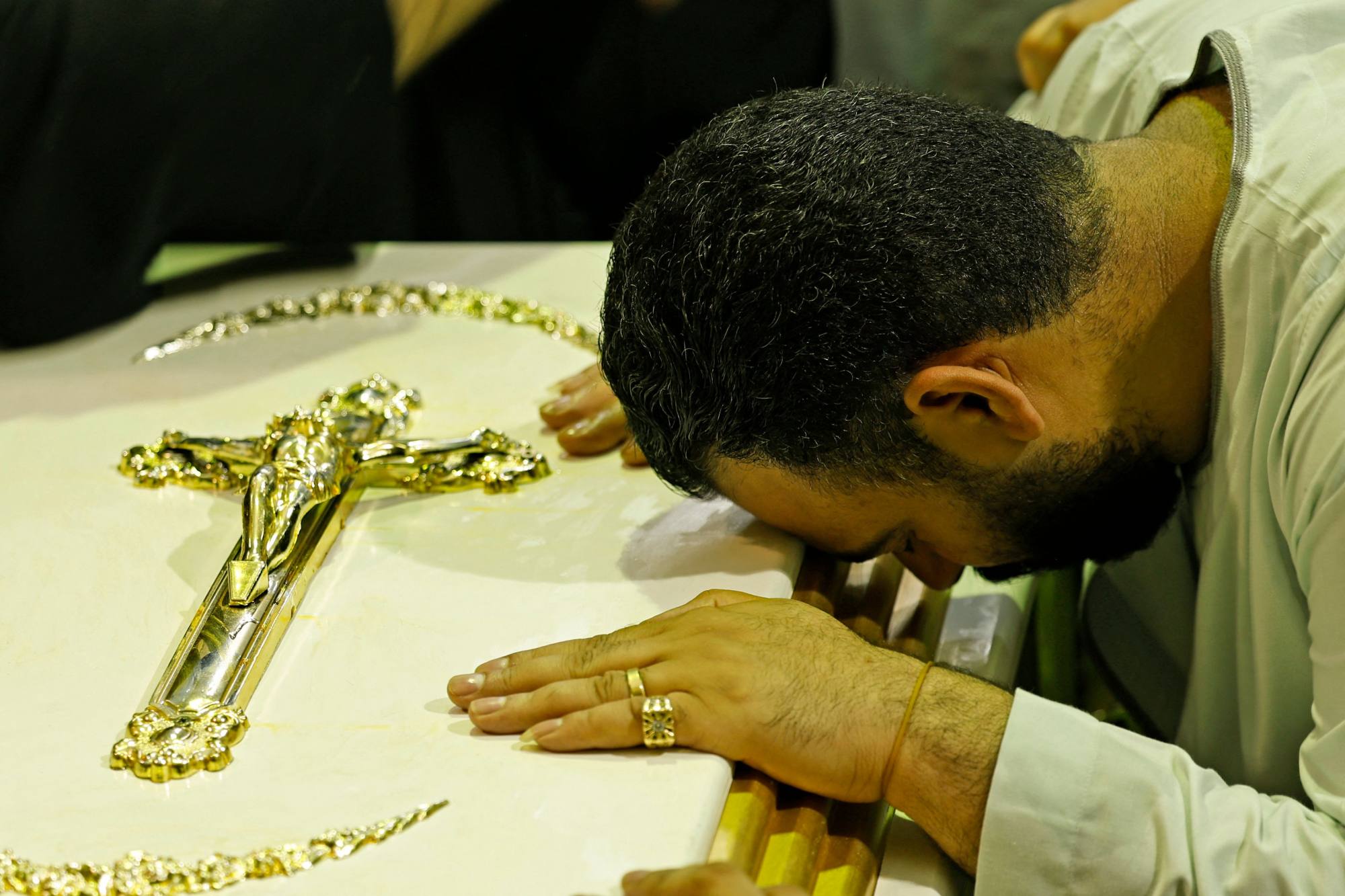 Funerals held as Egyptians mourn 41 victims of Cairo Coptic church fire ...