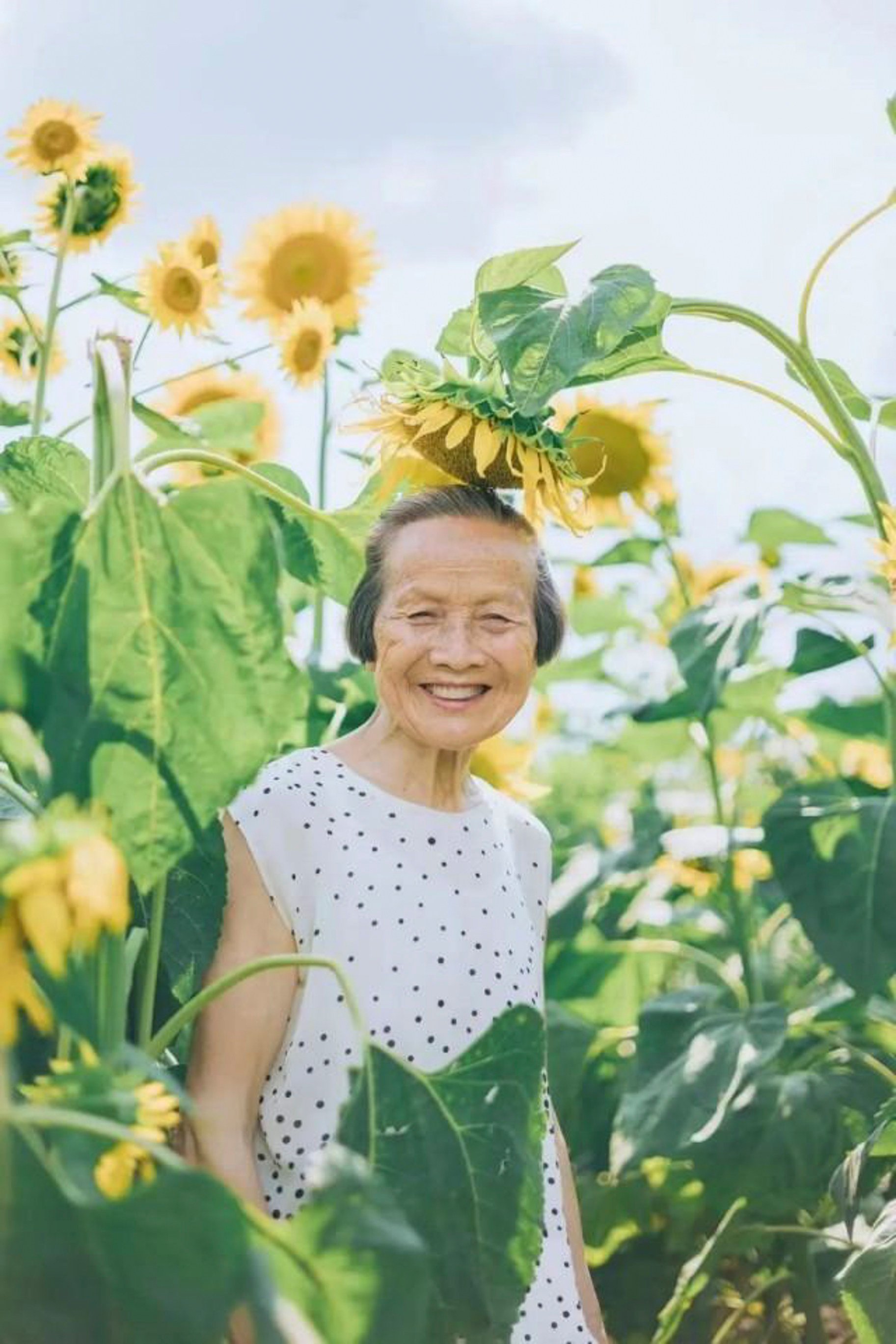 Fashionable photographs celebrating 80-year-old Chinese grandmother as ...