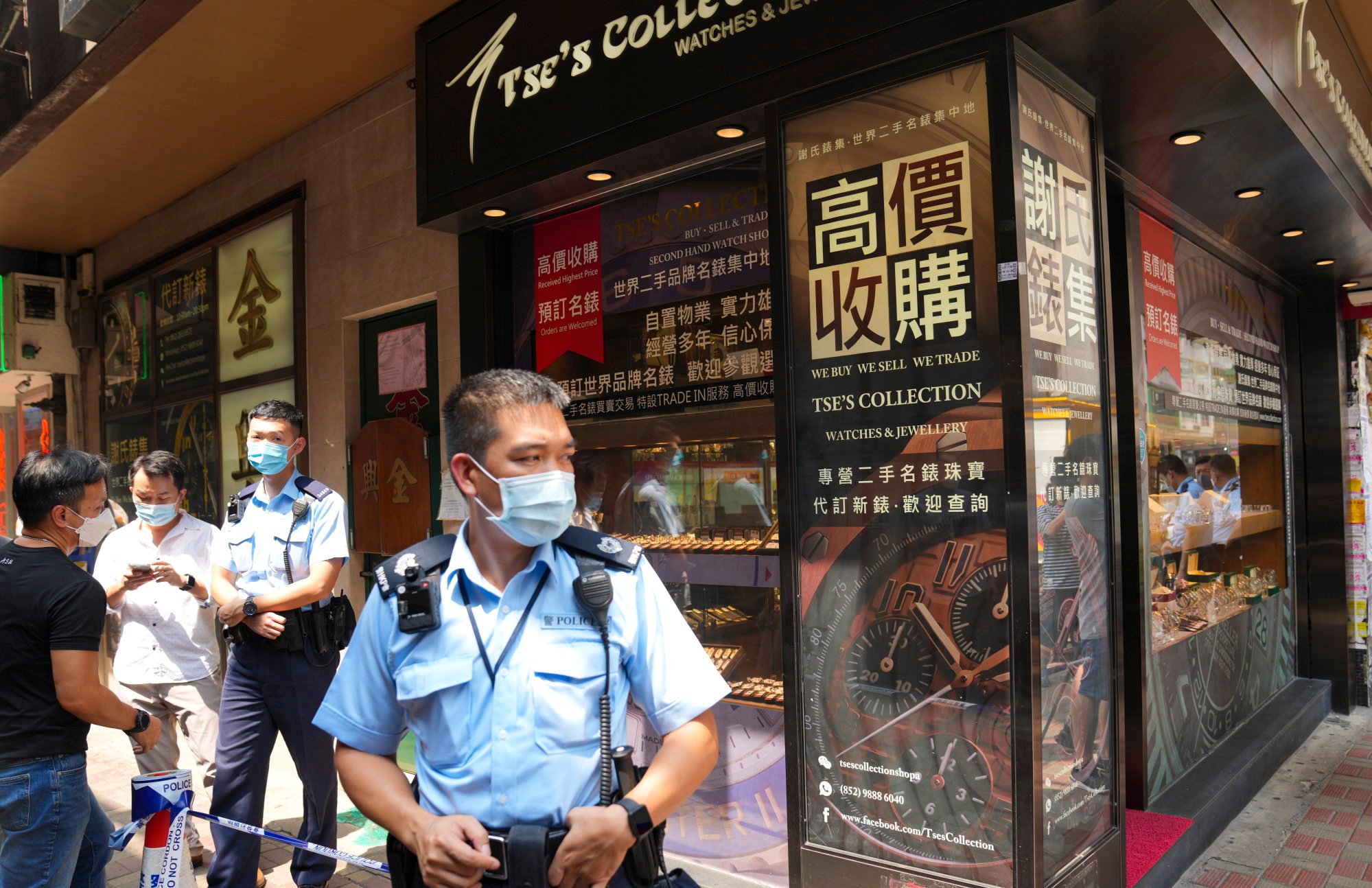 CCTV footage shows 4 armed robbers hold up store in Hong Kong at ...