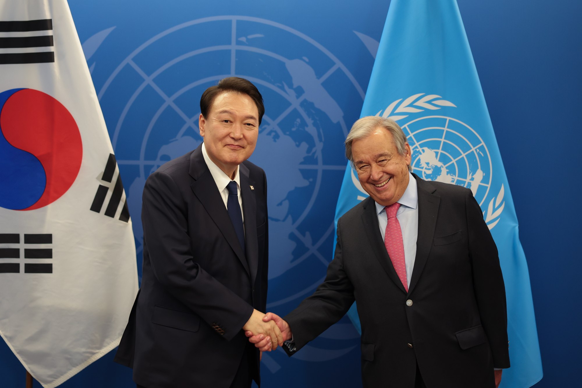 South Korea urges wealthy nations to share more as Philippines ...