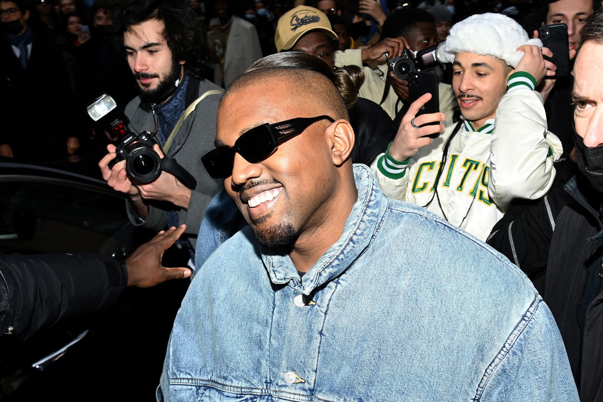Kanye West’s Twitter, Instagram restricted after alleged anti-Semitic ...