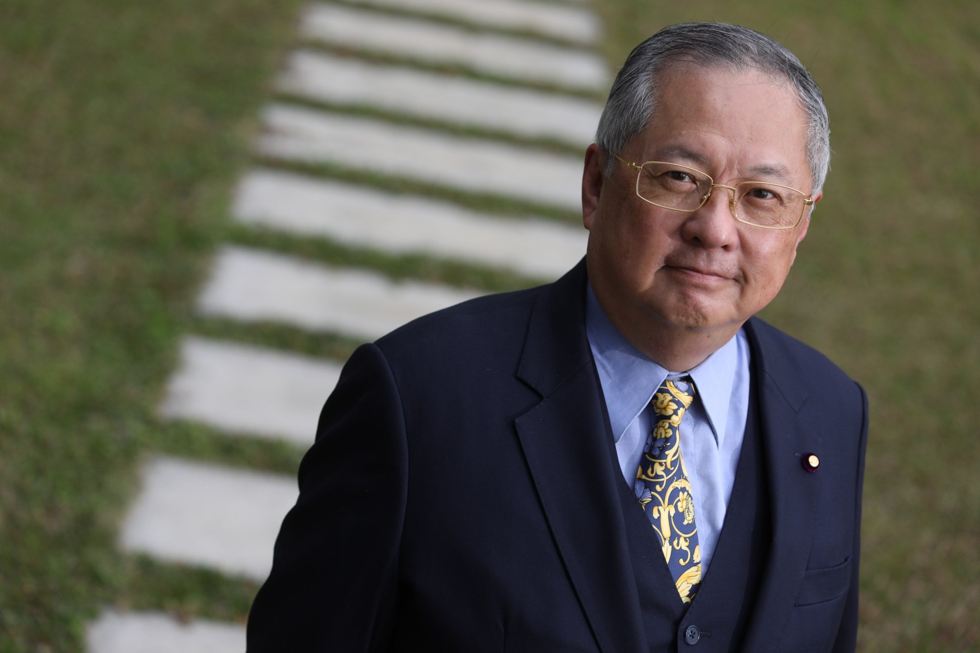 Redesign of Chinese University emblem sparks heated words between ...