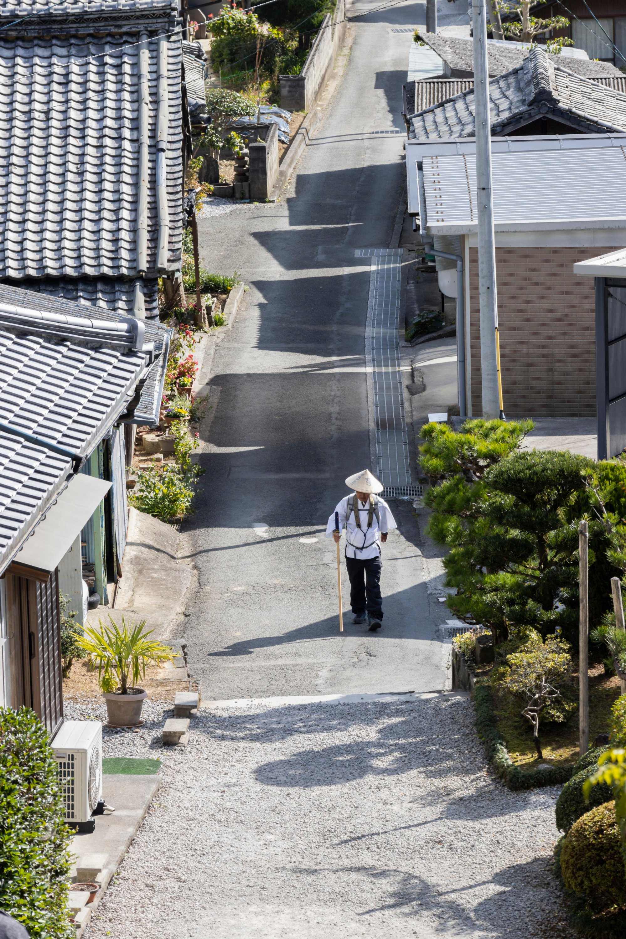 Japanese robot suit that optimises users’ steps and helps people walk ...