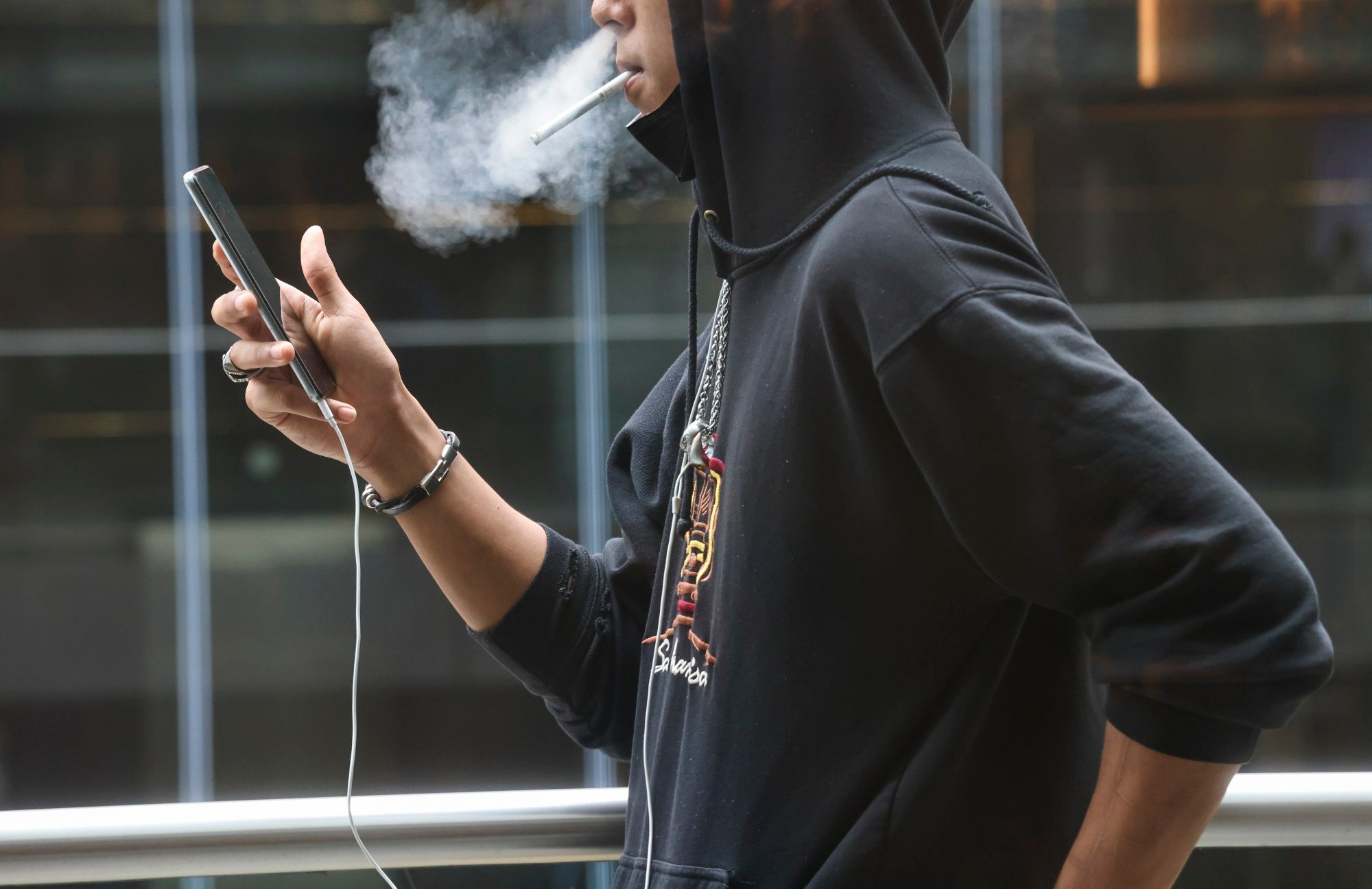 Government advisers propose ban on cigarettes for future Hong Kong ...