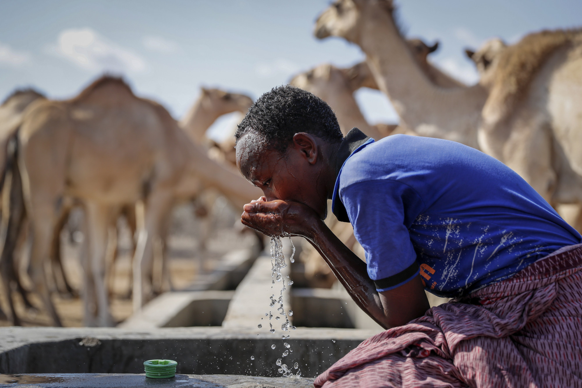 As African continent heats up, builders use mud to create ‘breathing ...