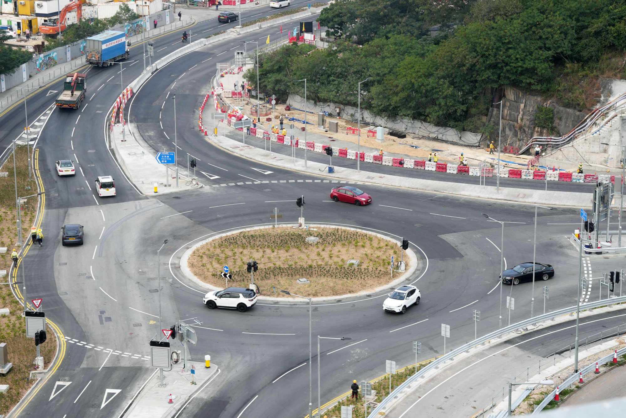 Mostly smooth traffic on first working day for Hong Kong’s new Tseung ...