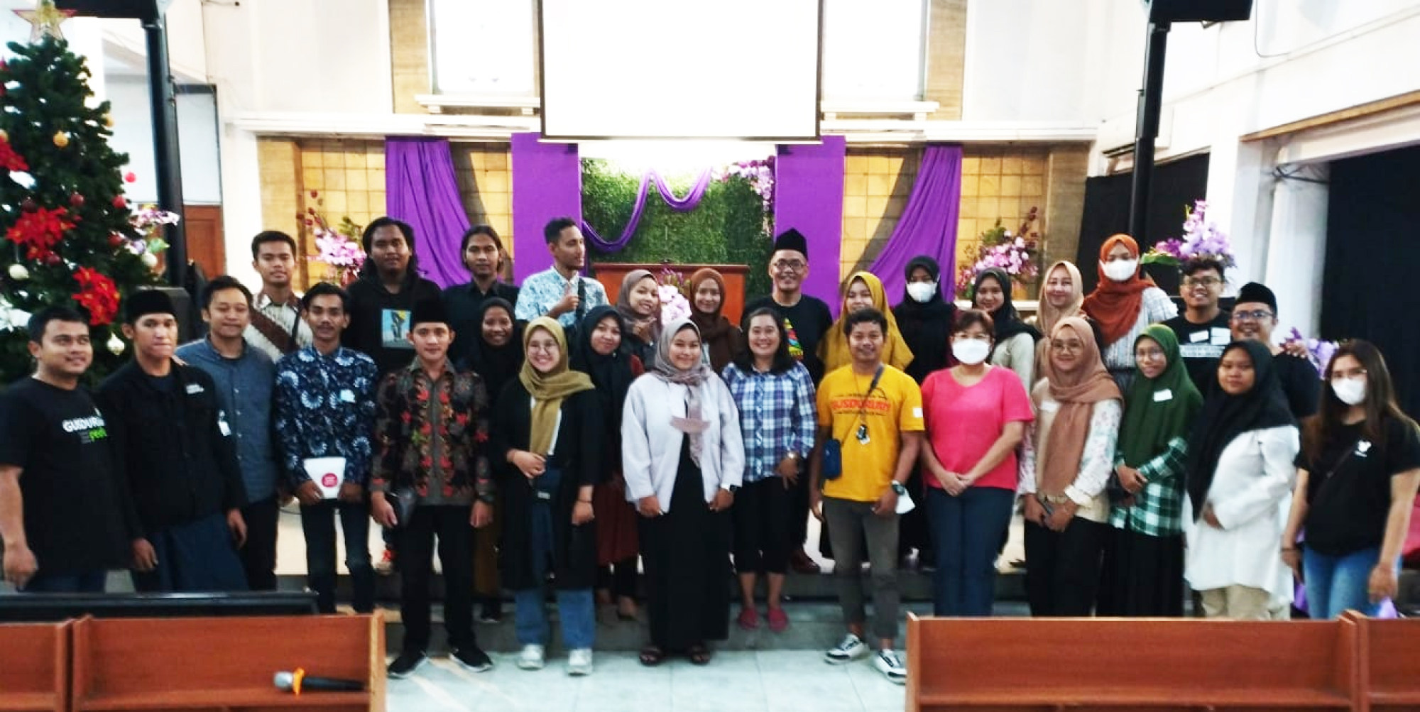 Wish you a Merry Christmas? ‘Heresy’, cry some in Indonesia - but not ...