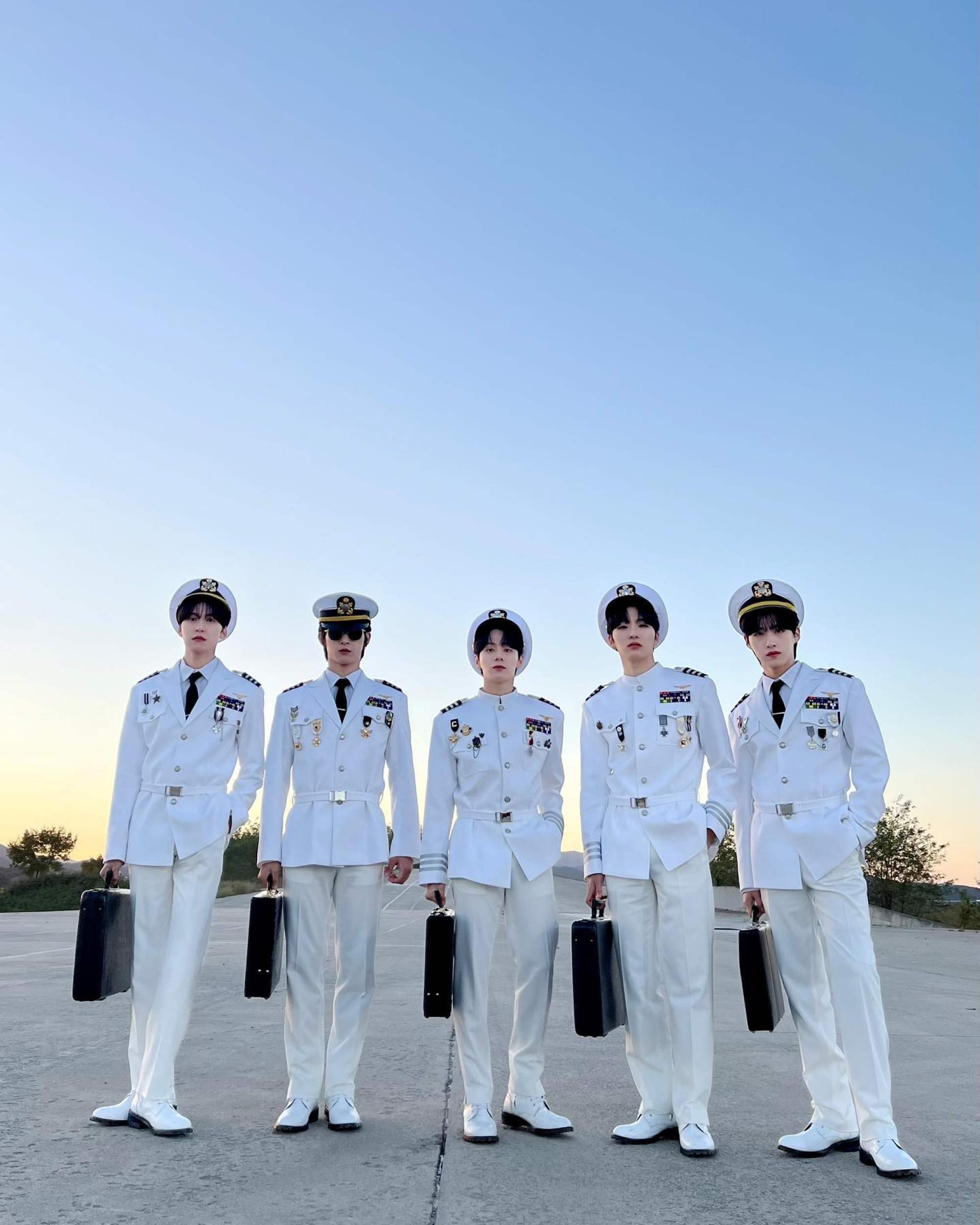 K-pop group Oneus’ commitment to weaving Korean traditional culture ...