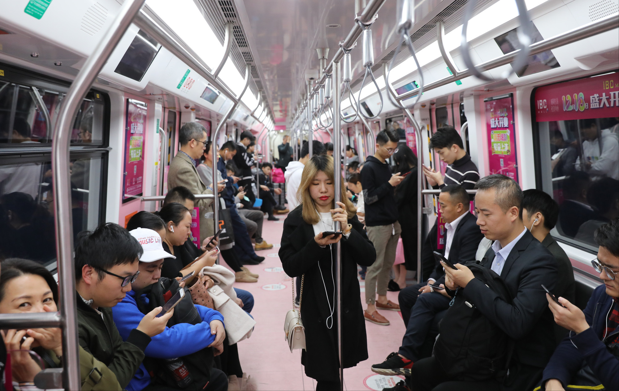 Hong Kong MTR passengers can use Shenzhen Metro app to pay for rides in ...