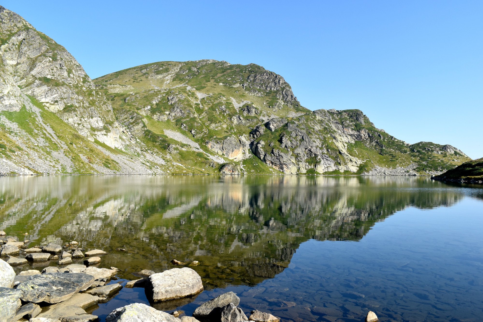 New Year celebration in Bulgaria, up a mountain with 1,300 sacred ...