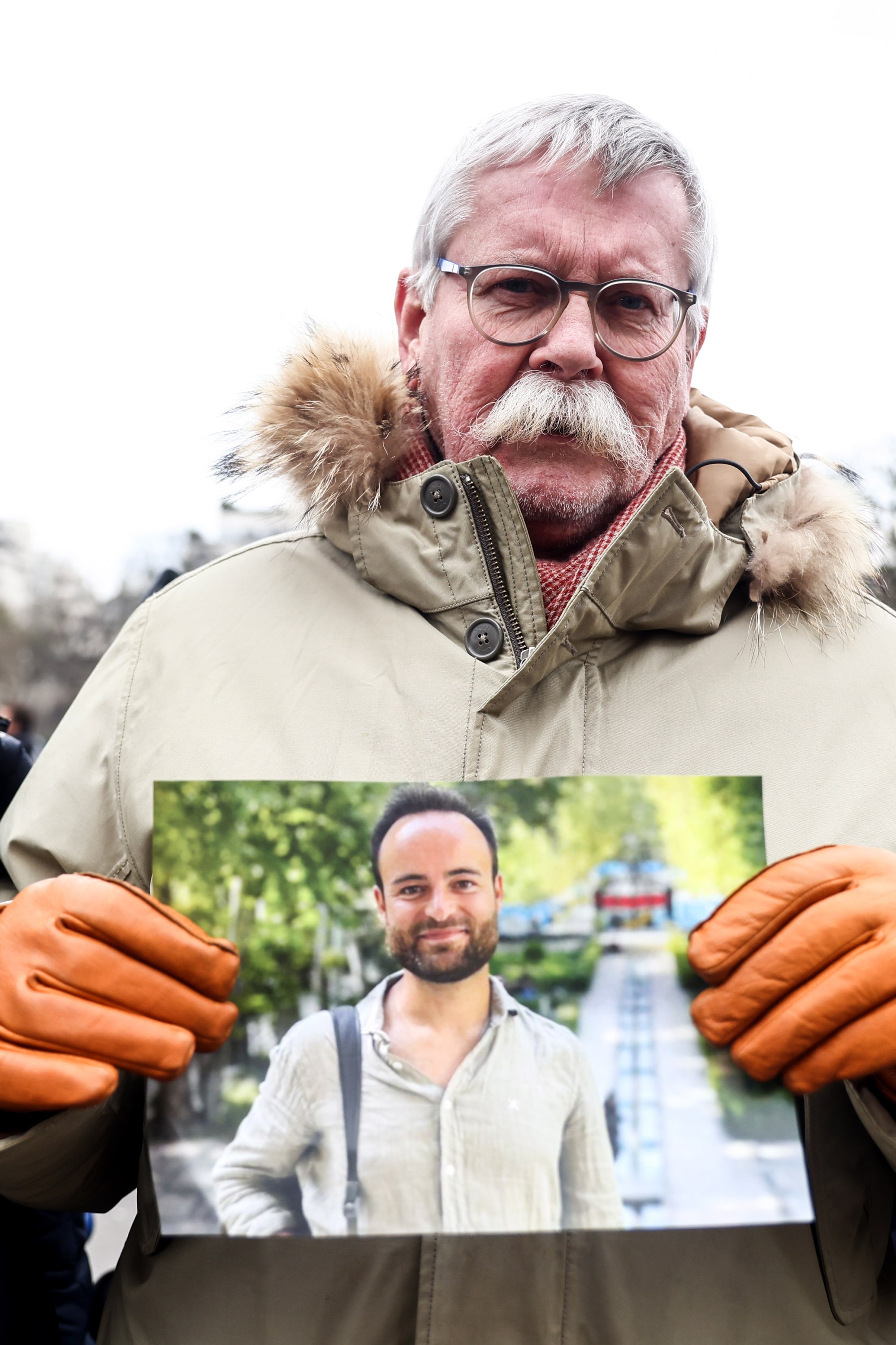 ‘Unbearable distress’: families rally in Paris for French citizens held ...