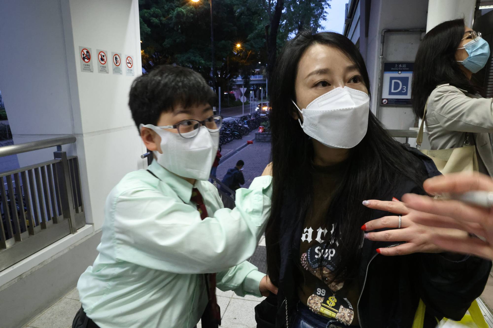 Hong Kong welcomes back cross-border students as parents, children hail ...