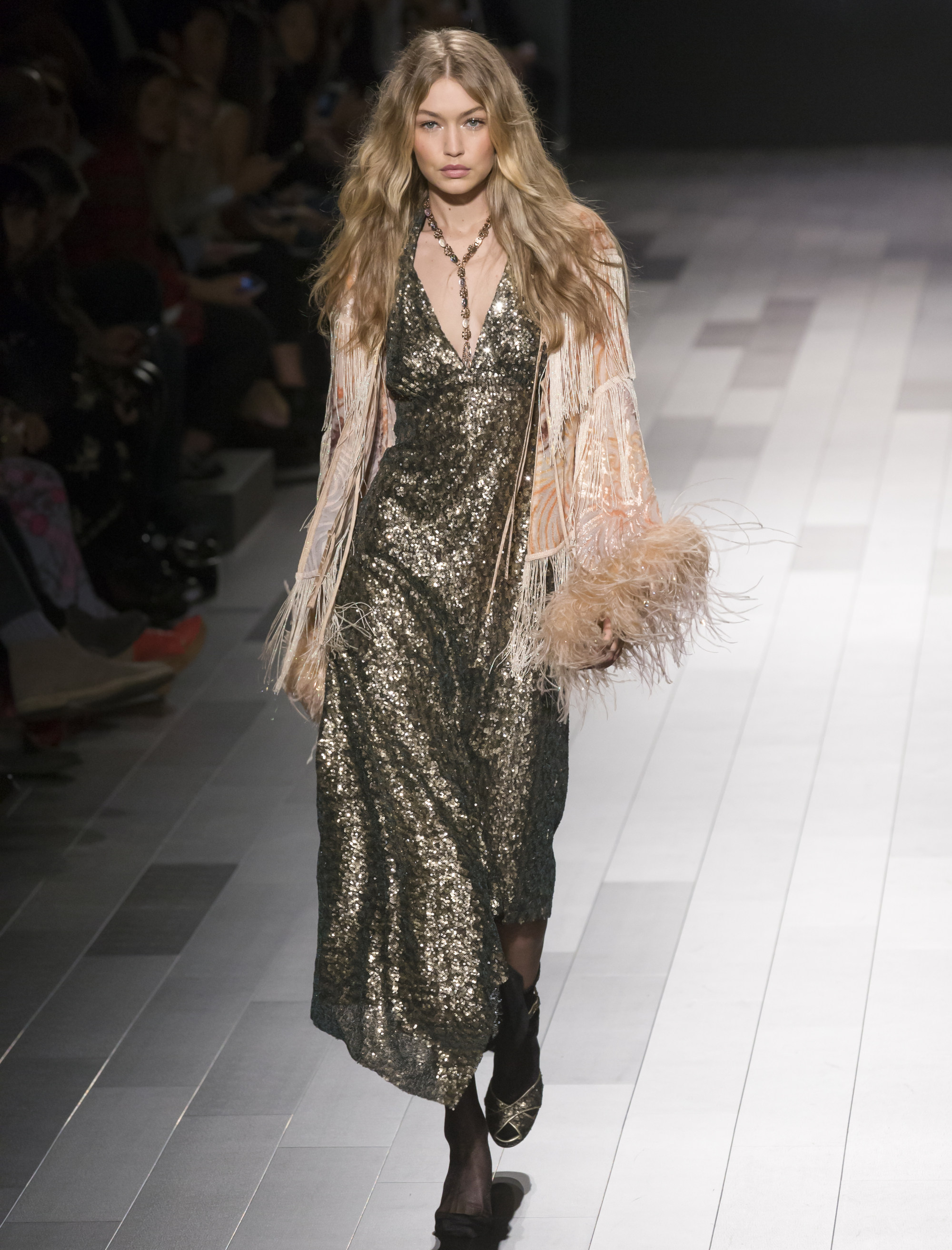 Fashion royalty: meet Pete Davidson’s stylish new girlfriend, Chase Sui ...