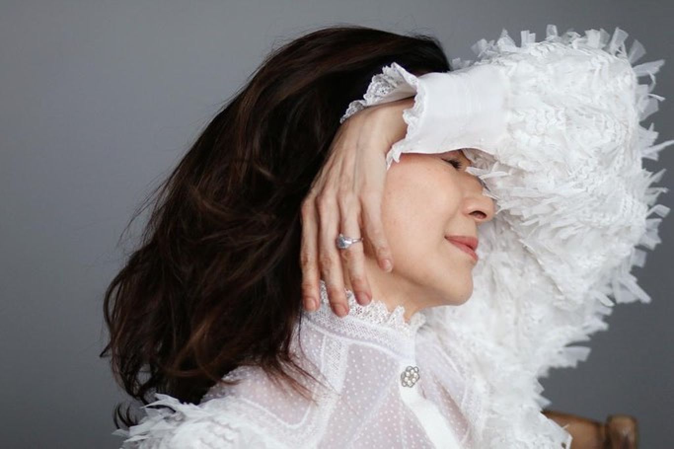 Inside Michelle Yeoh’s youthful beauty regime: Oscars’ best actress for ...