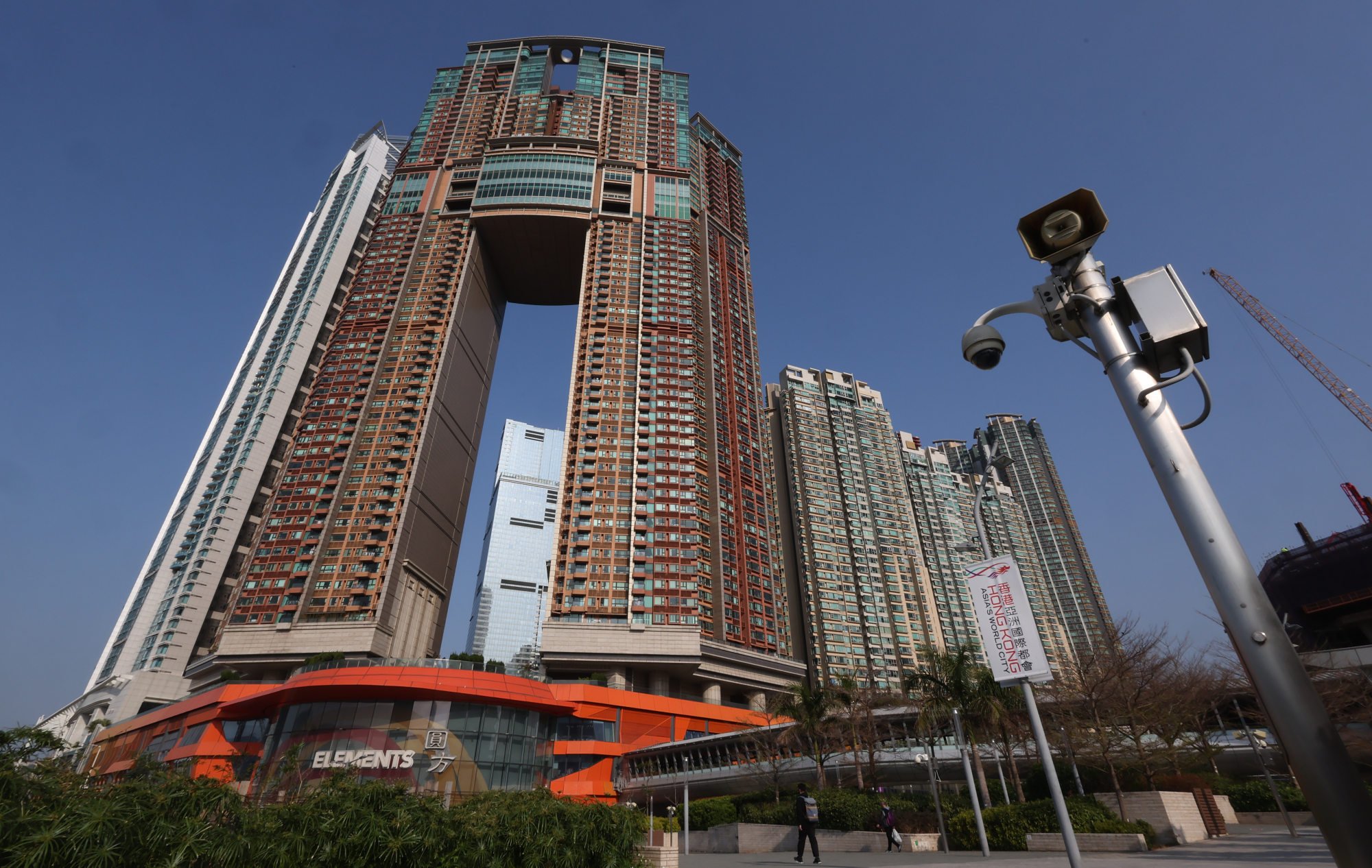 Hong Kong transport minister backs MTR Corp’s new fare adjustment ...