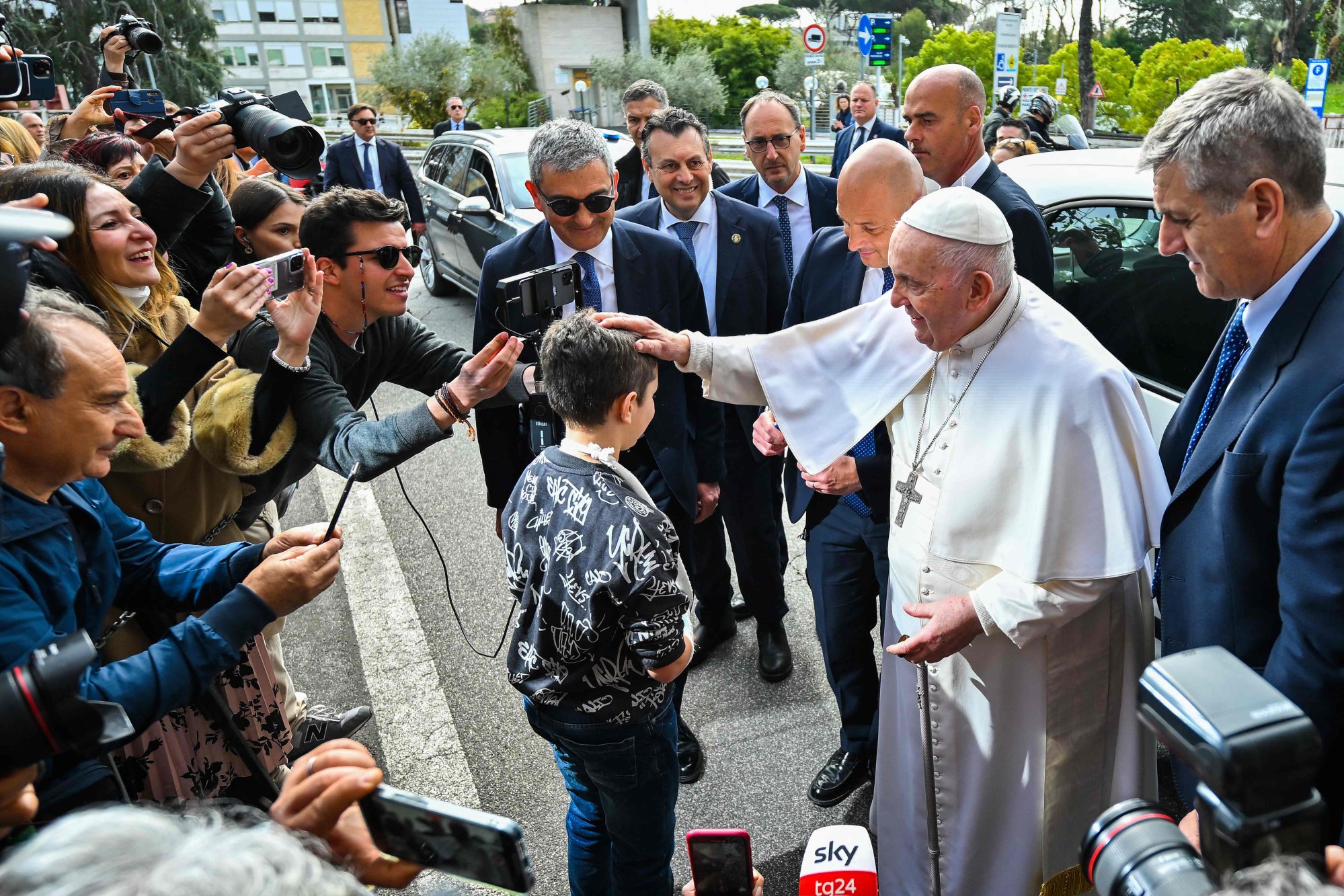 ‘I’m still alive’: Pope Francis’ health woes fuel critics eyeing new ...